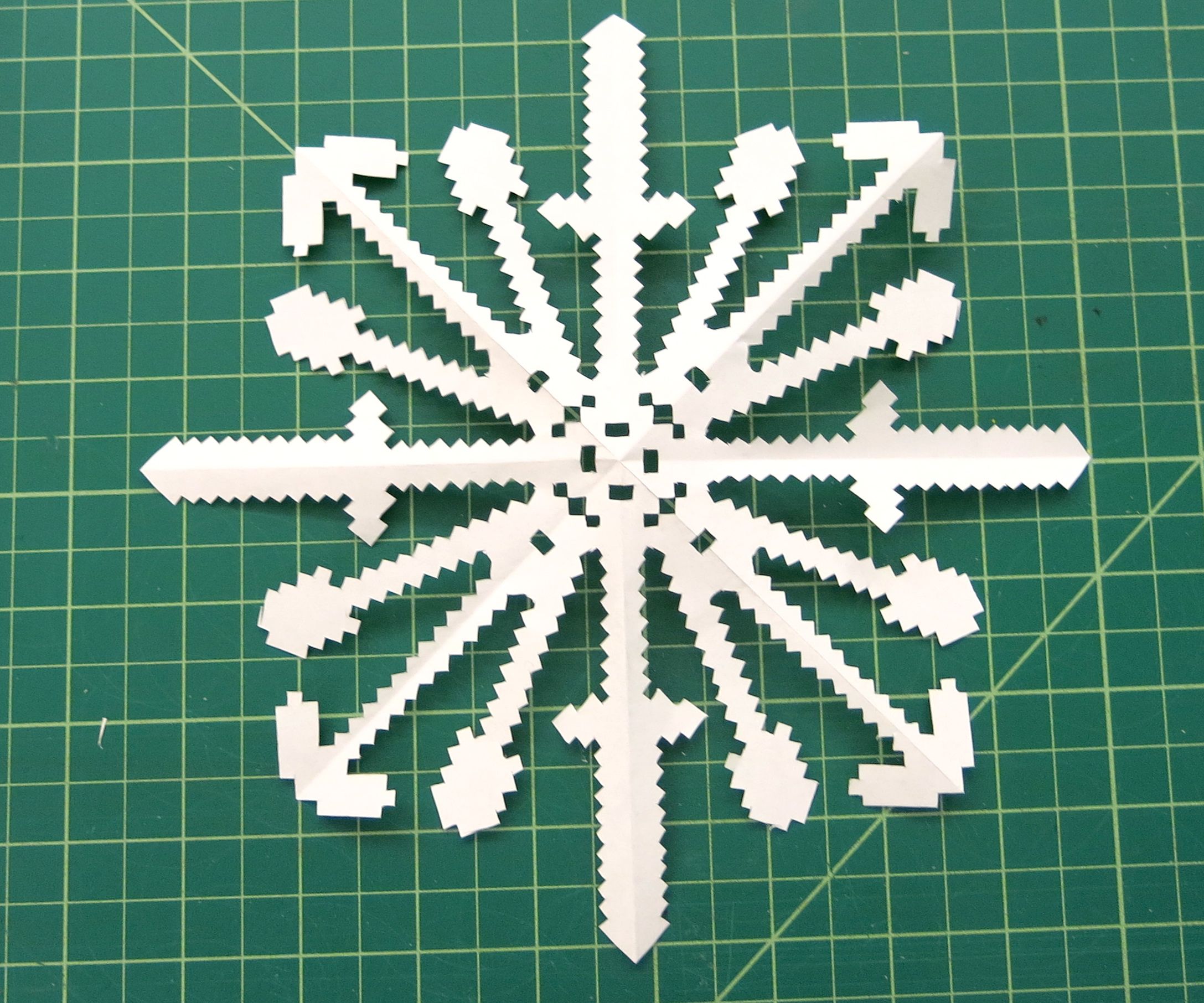 Minecraft Paper Snowflakes : 4 Steps (with Pictures) - Instructables