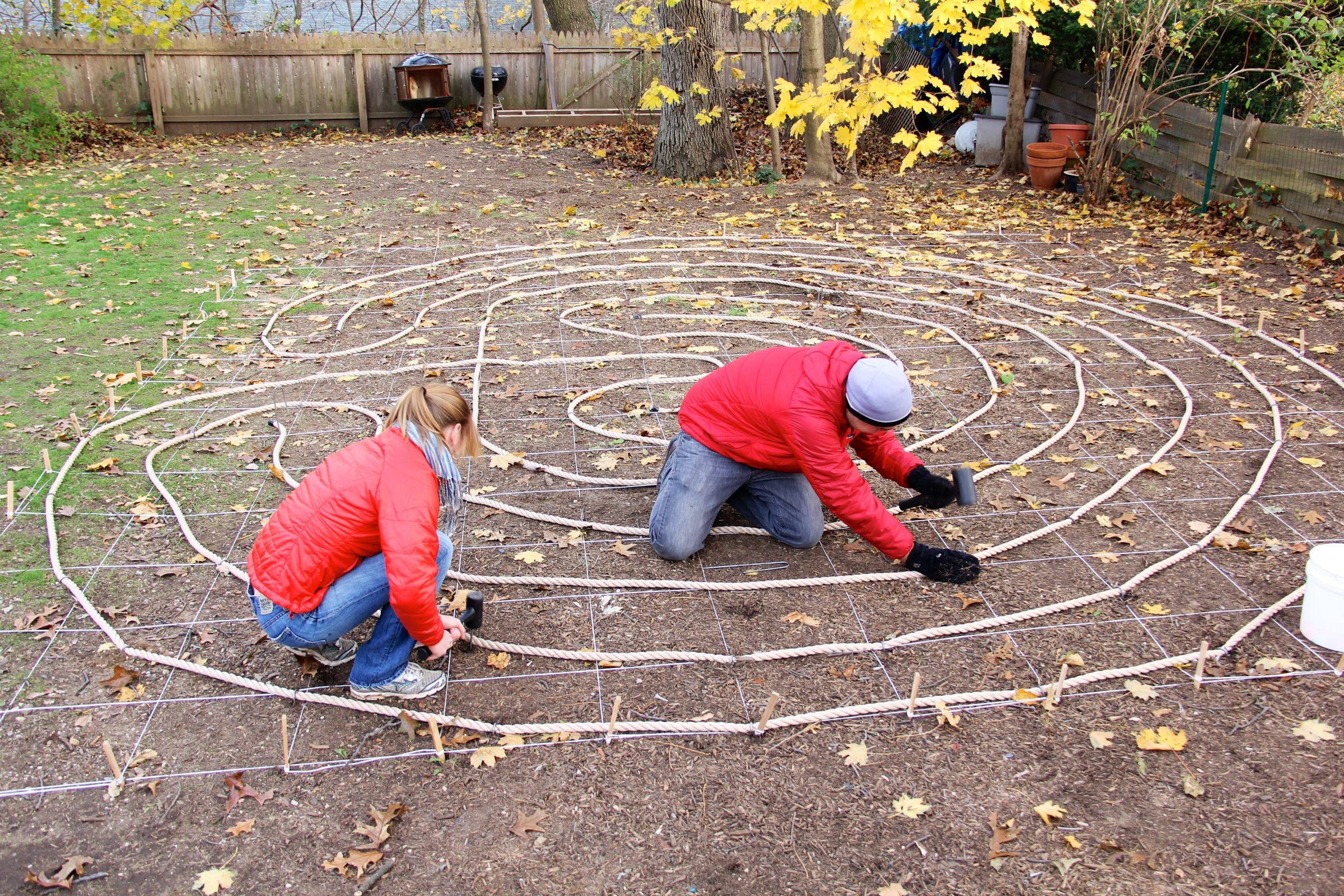 Build a Backyard Labyrinth : 20 Steps (with Pictures) - Instructables