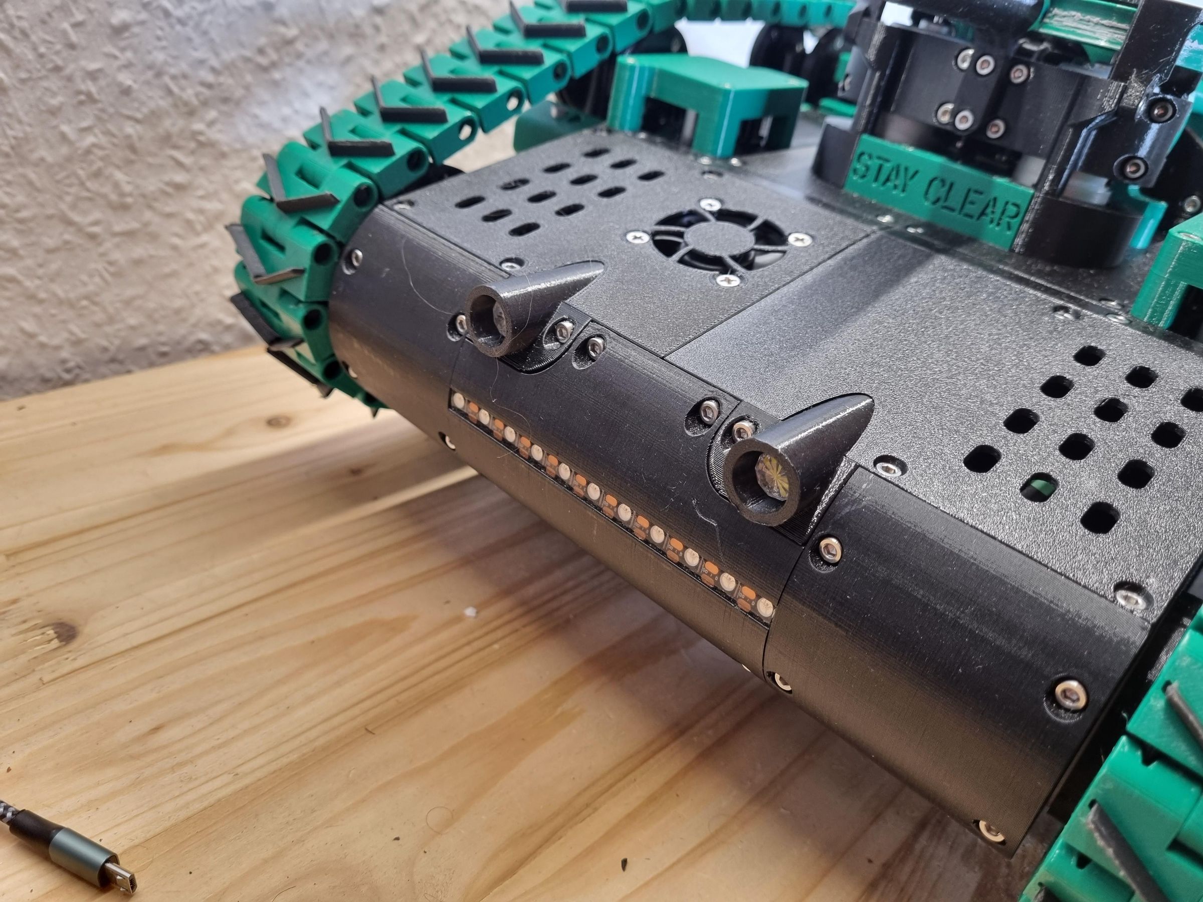 3D Printed DIY Remote Controlled Tank With Operational Gun : 10 Steps ...