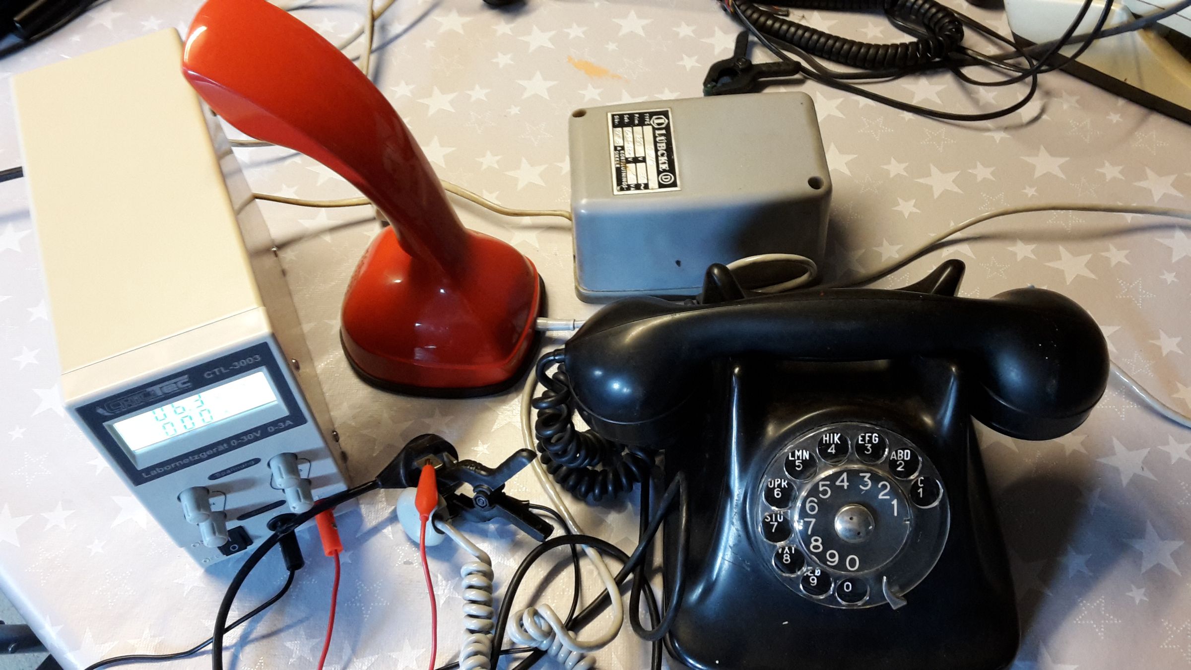 Simple Intercom From a Pair of Old Corded Phones : 8 Steps (with ...