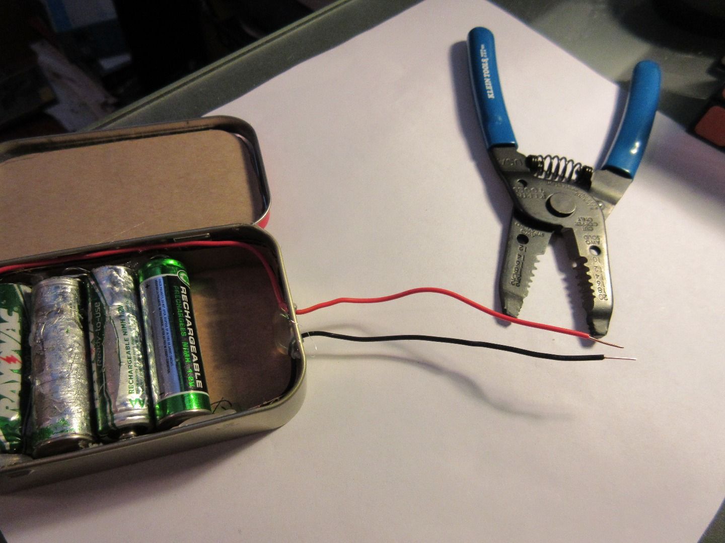DIY AA Battery Holder : 7 Steps - Instructables