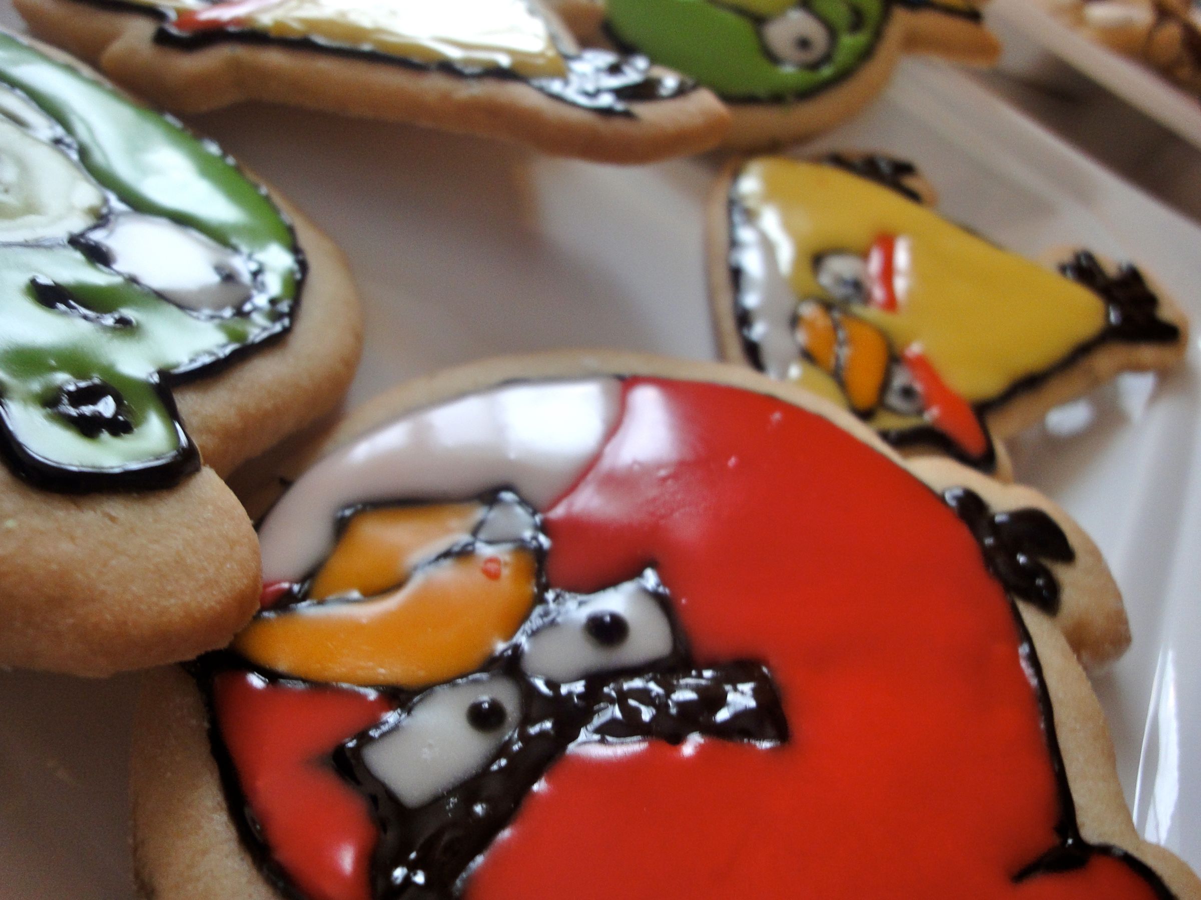 Angry Bird Cookies : 3 Steps (with Pictures) - Instructables