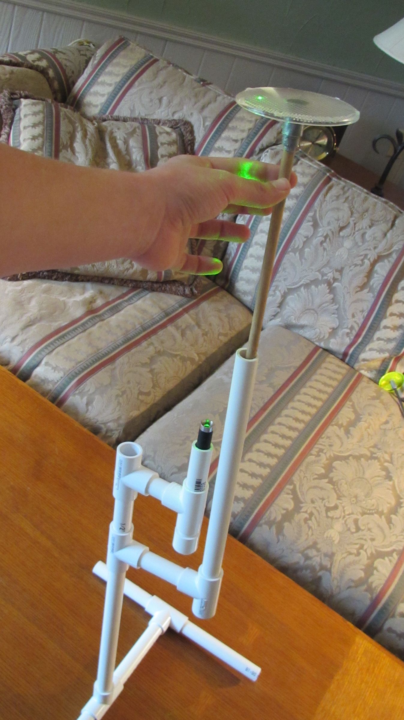 AFFORDABLE LASER LIGHT SHOW : 13 Steps (with Pictures) - Instructables