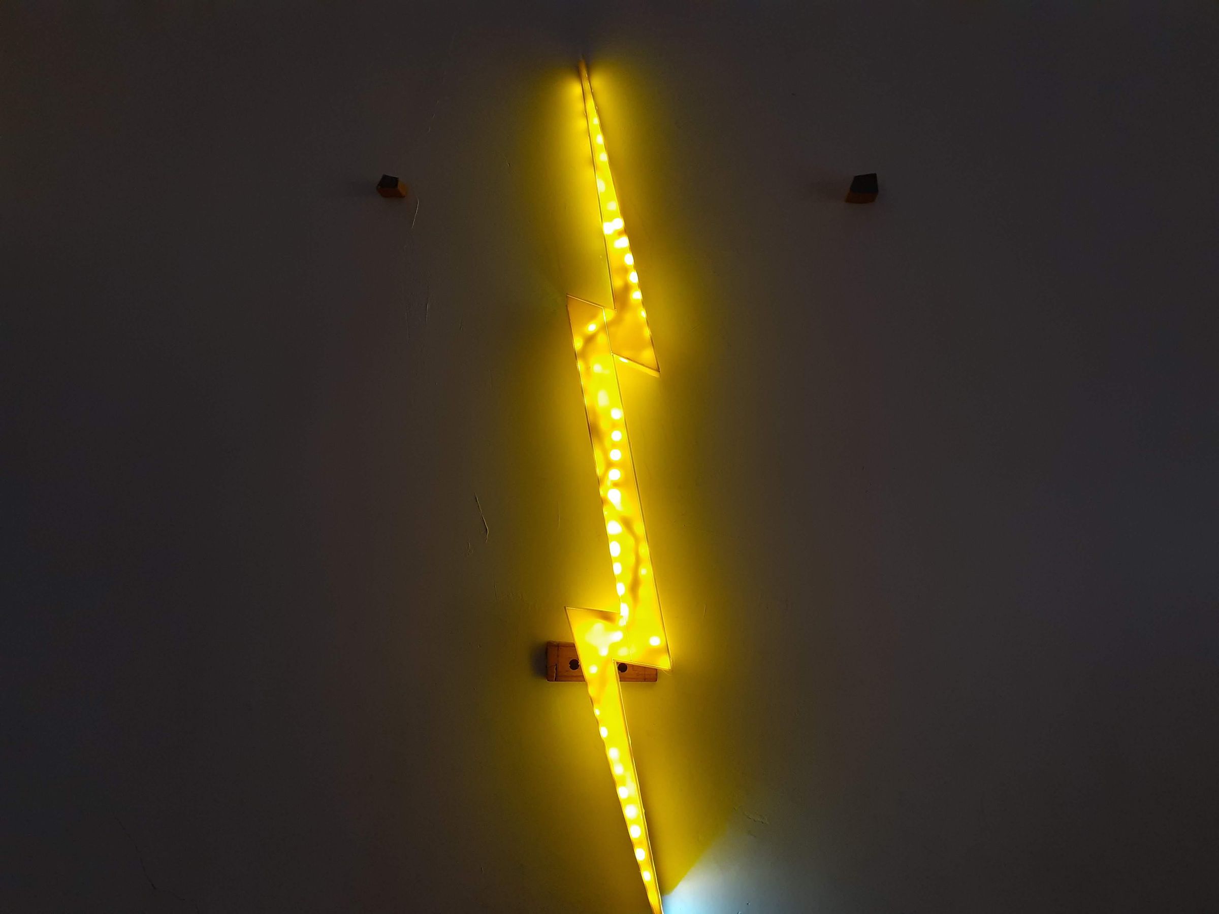 Thunderbolt Wall Piece : 4 Steps (with Pictures) - Instructables