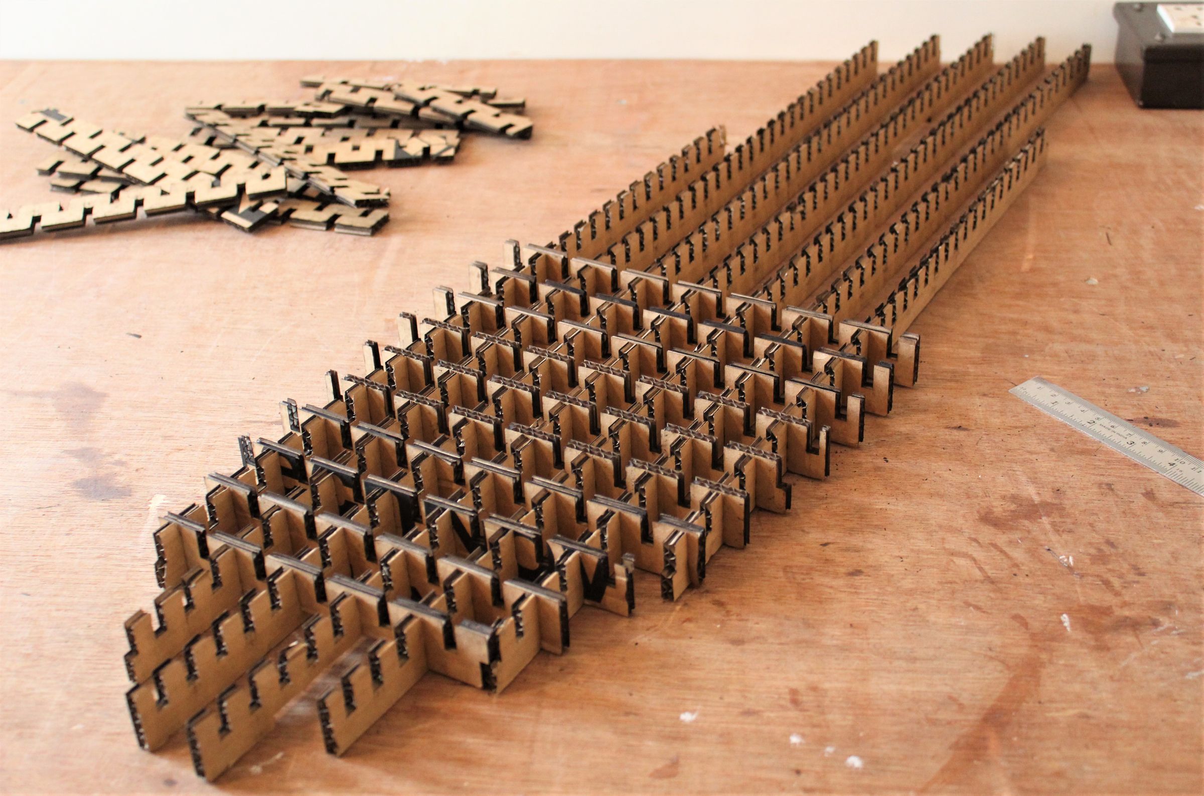 Quarter Iso-grid Cardboard Longboard : 15 Steps (with Pictures ...