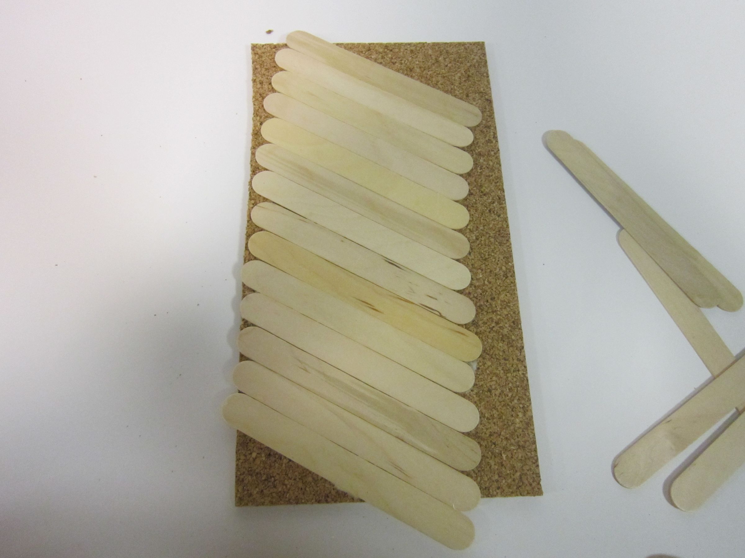 Popsicle Stick Flip-Flops : 5 Steps (with Pictures) - Instructables