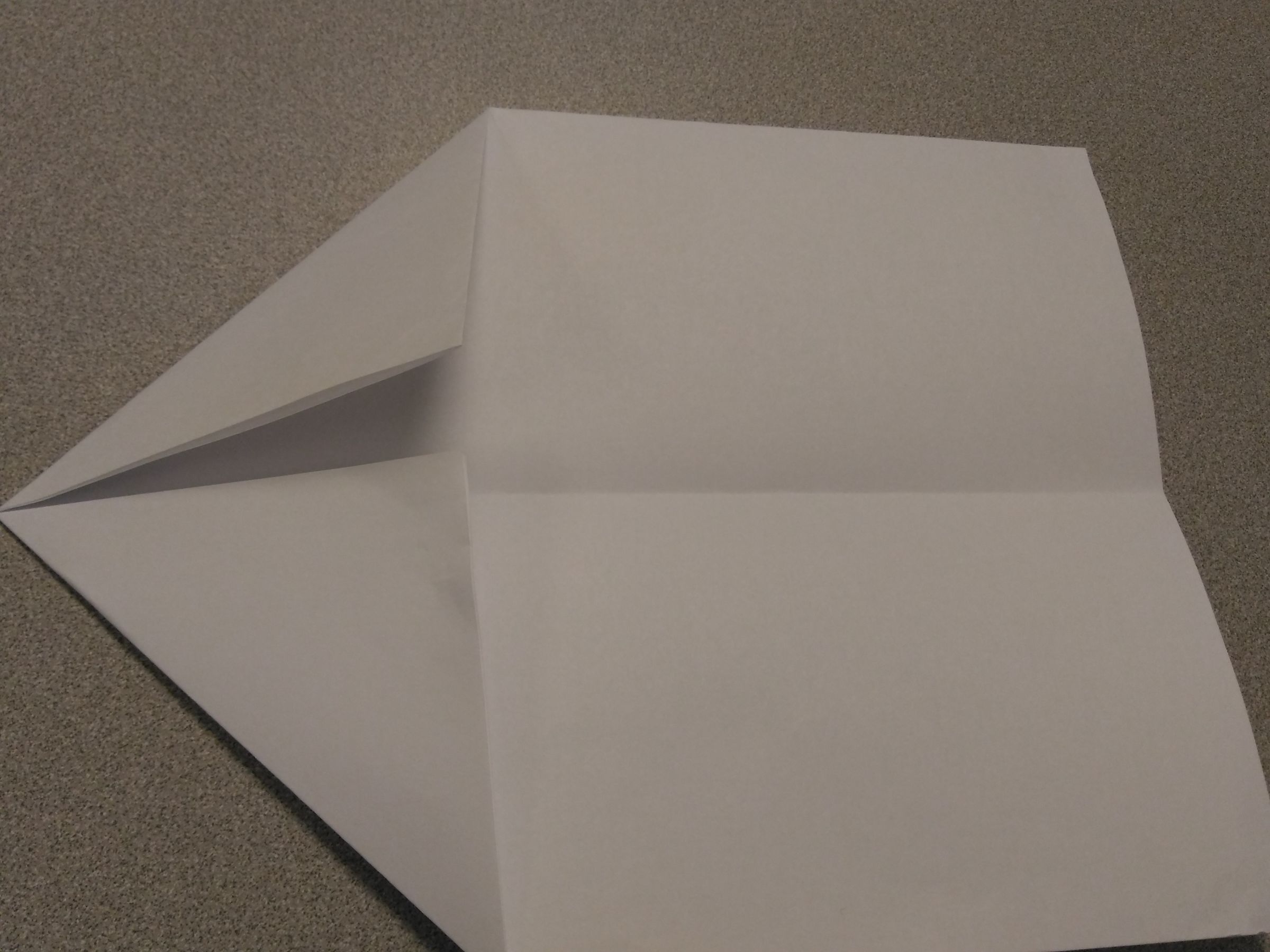 Paper Airplane Barrel Roll : 8 Steps - Instructables