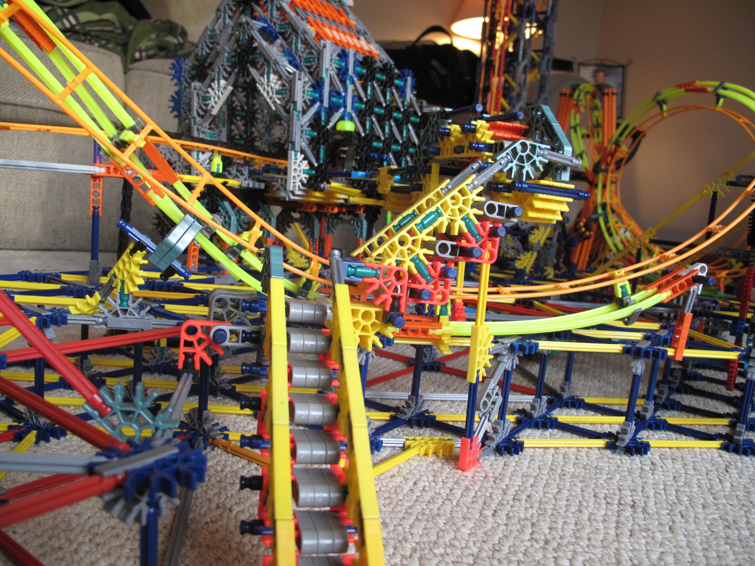 The Phoenix- a K'nex Roller Coaster - Instructables