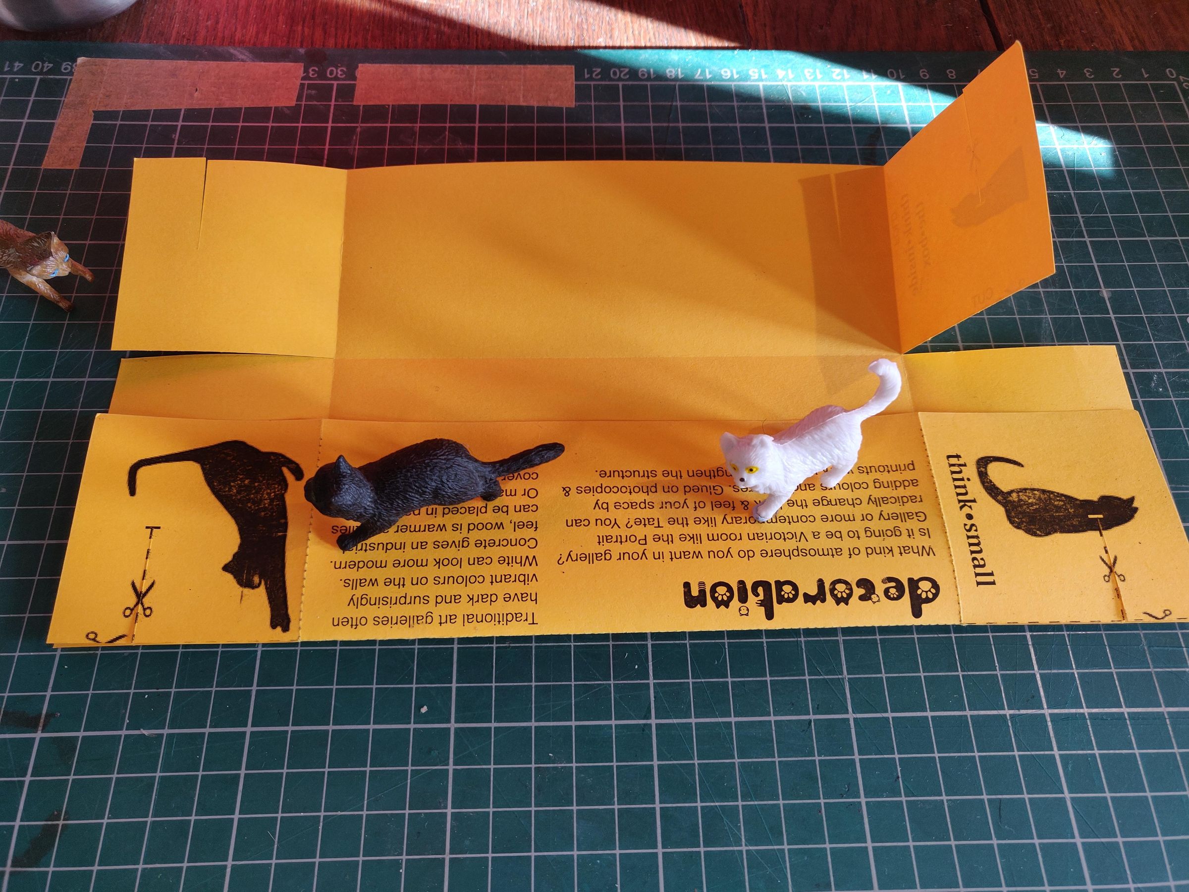 Fold Your Own Tiny Art Gallery : 4 Steps - Instructables