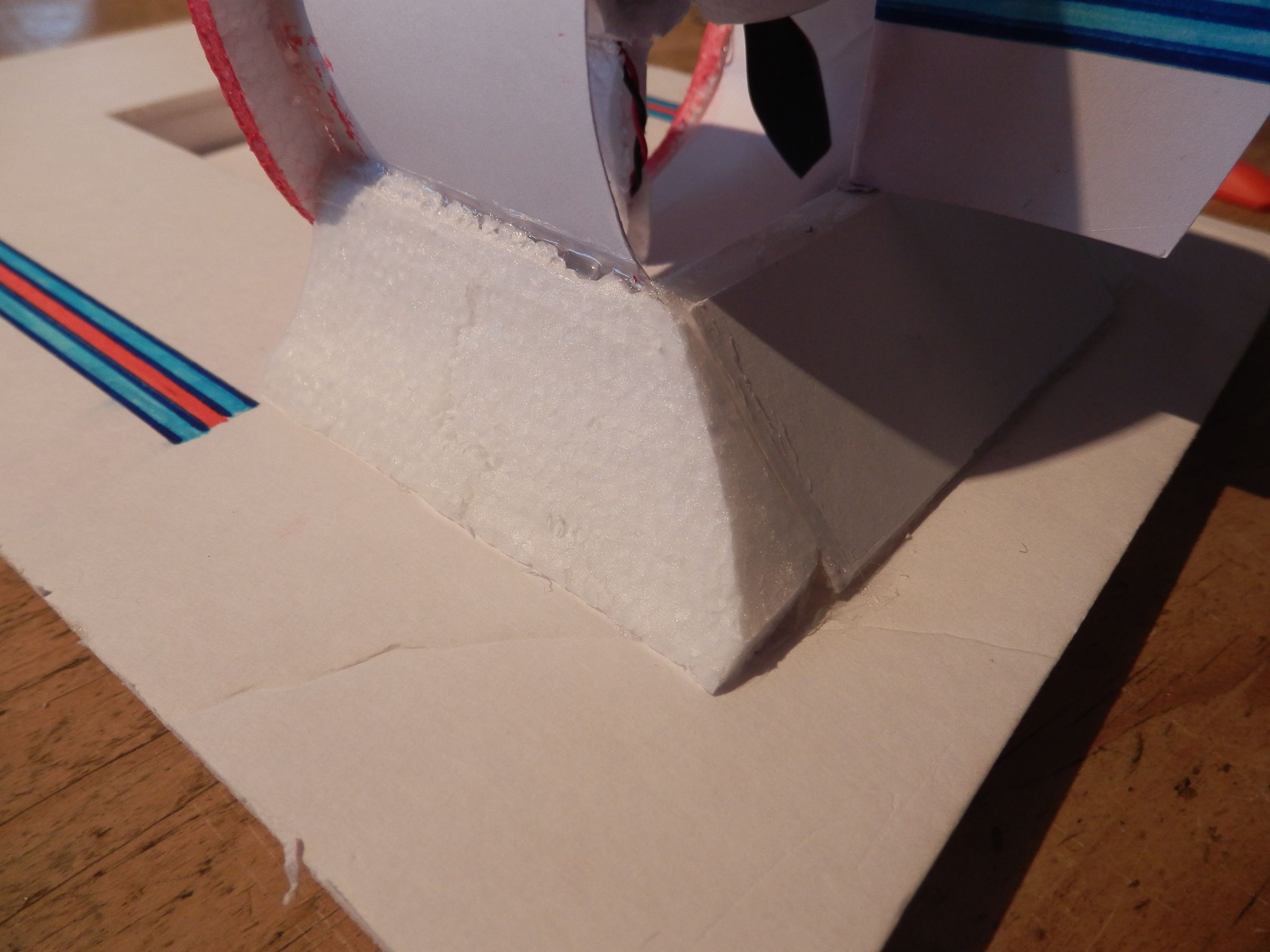 R/c Racing Hovercraft, 2 Channel : 7 Steps - Instructables