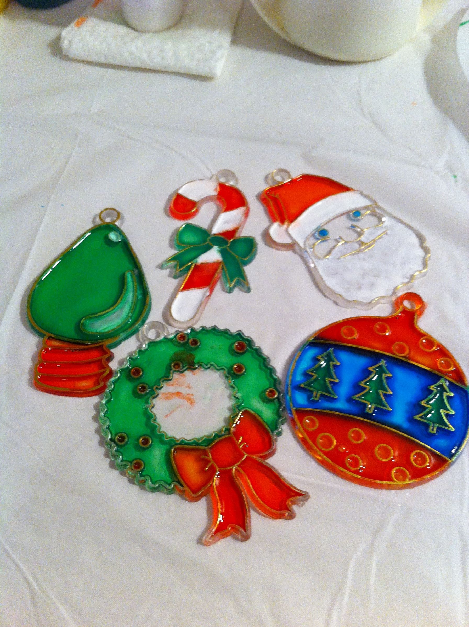 Stained Glass Decorations : 6 Steps - Instructables