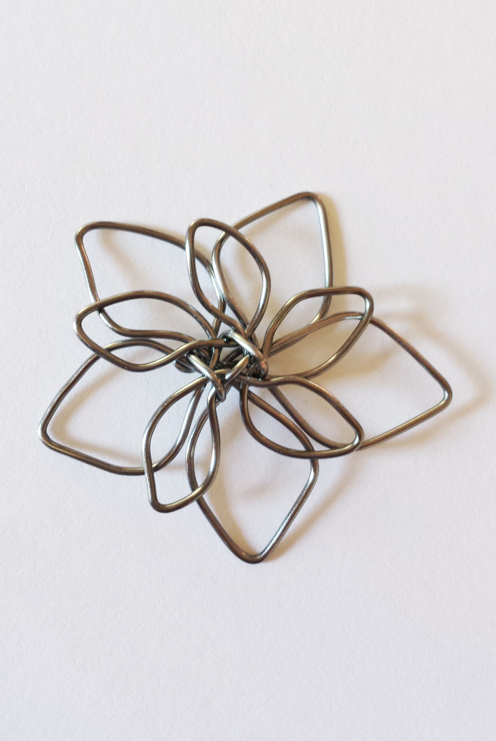 Wire Flower Necklace : 10 Steps (with Pictures) - Instructables