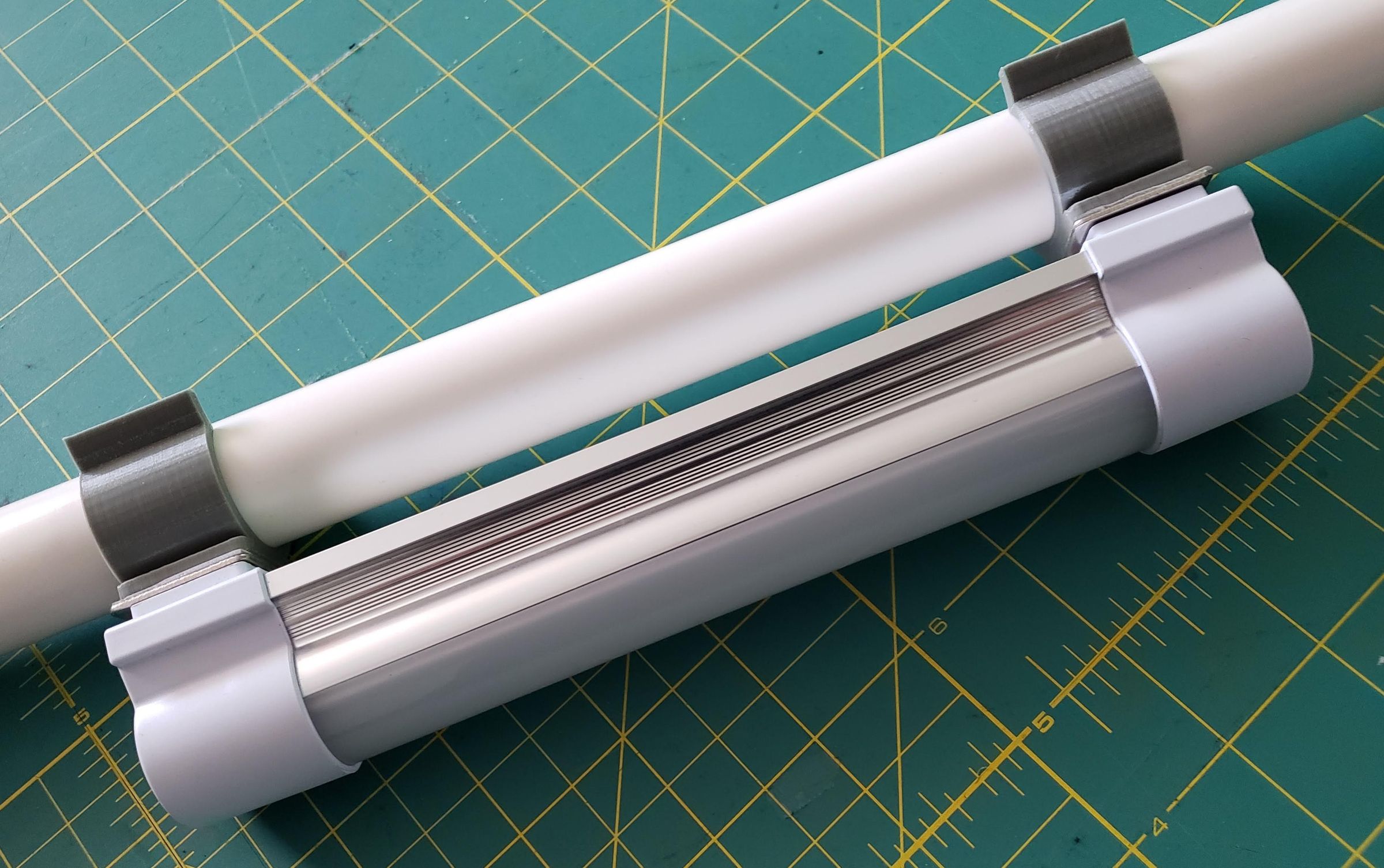 Simple PVC Workstation Light : 6 Steps (with Pictures) - Instructables