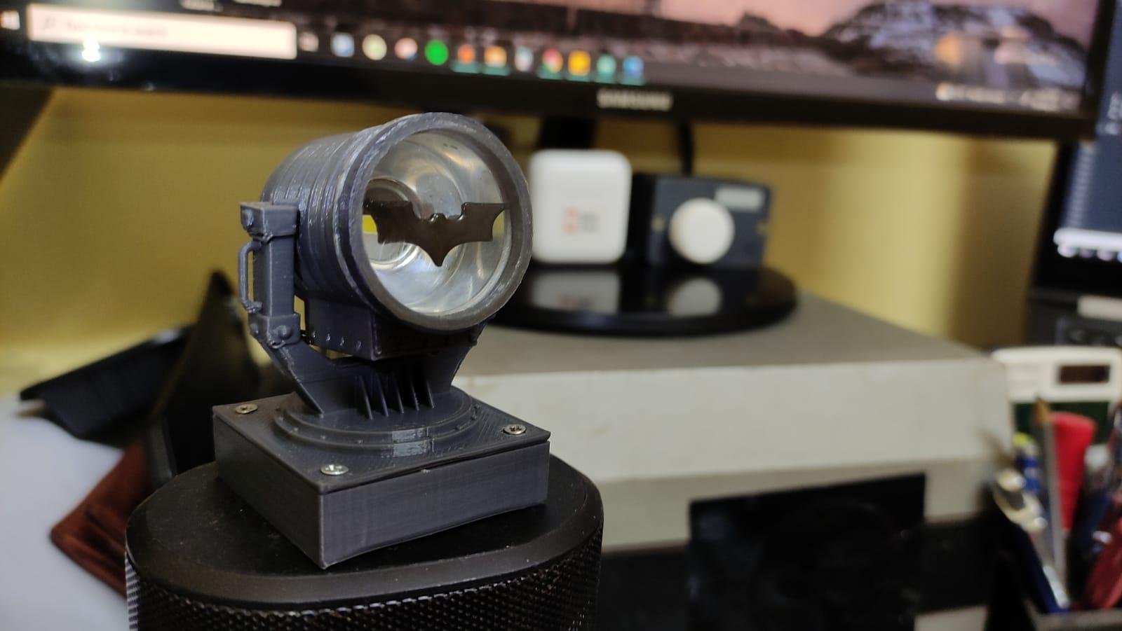 Miniature Bat Signal - Incoming Call Indicator : 5 Steps - Instructables