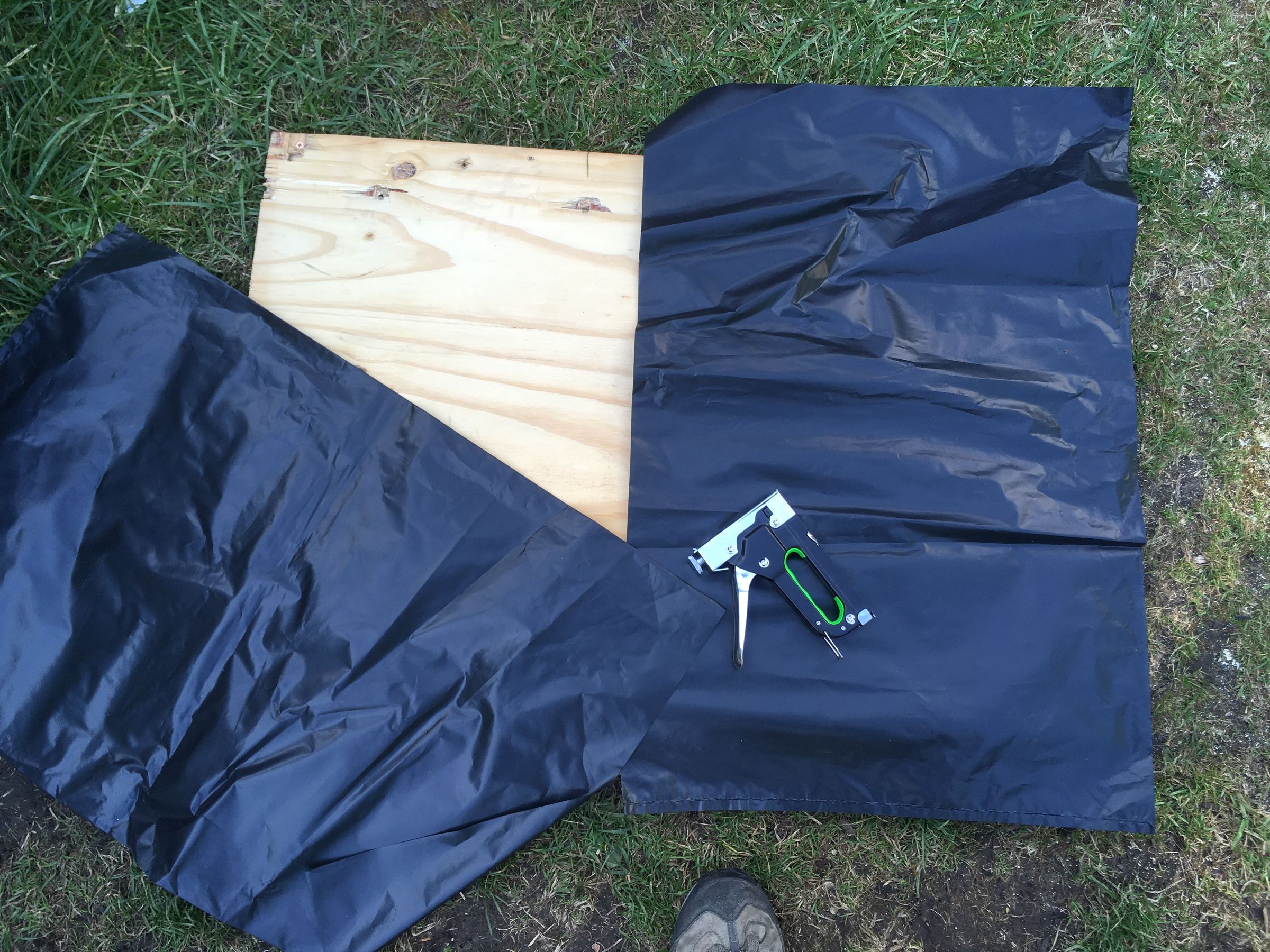 Quick & Cheap Outdoor Water Tray for Kids : 16 Steps (with Pictures ...