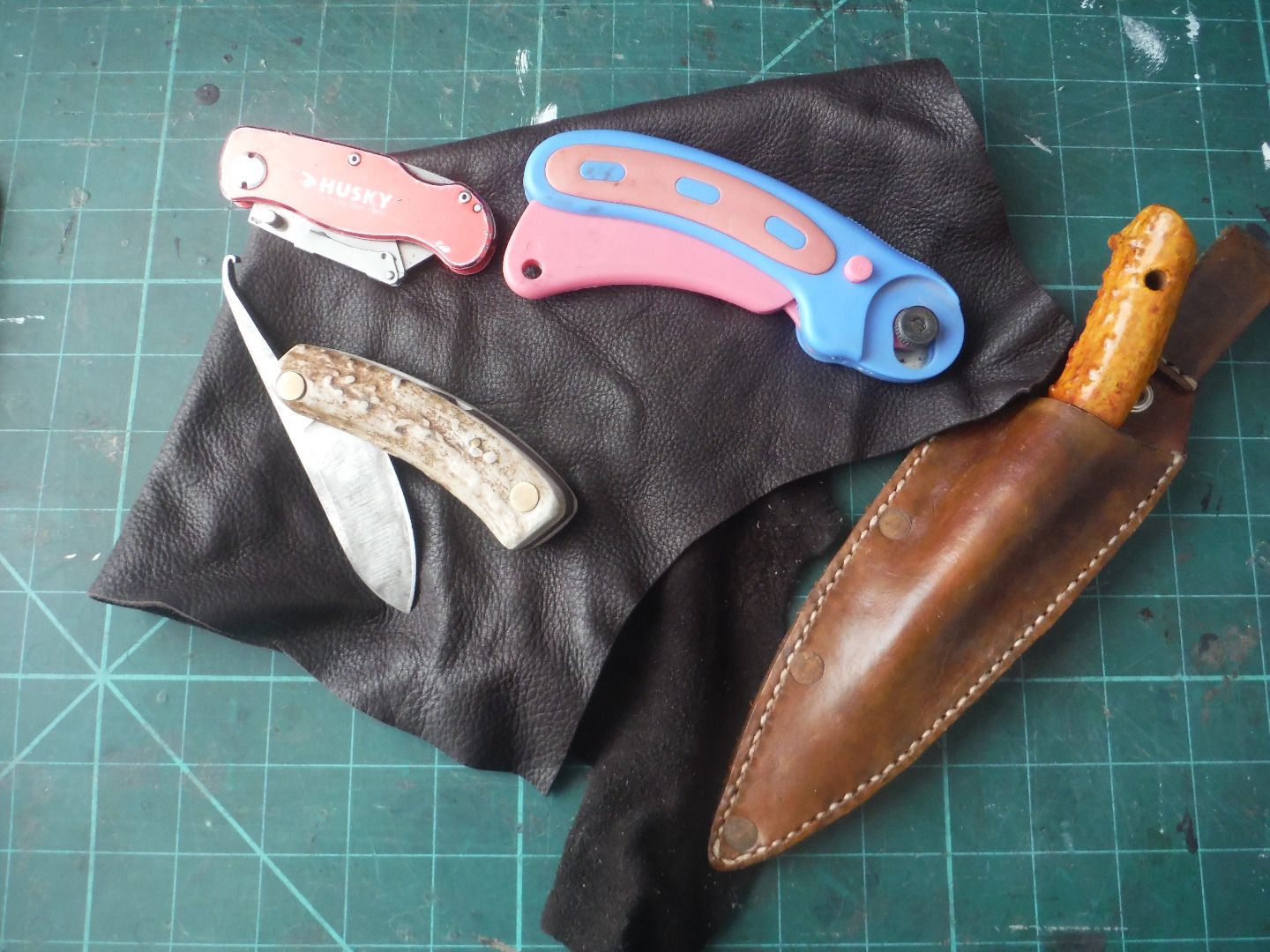 Aztec Split Pouch Sport/Hunting Stone Sling : 9 Steps (with Pictures ...