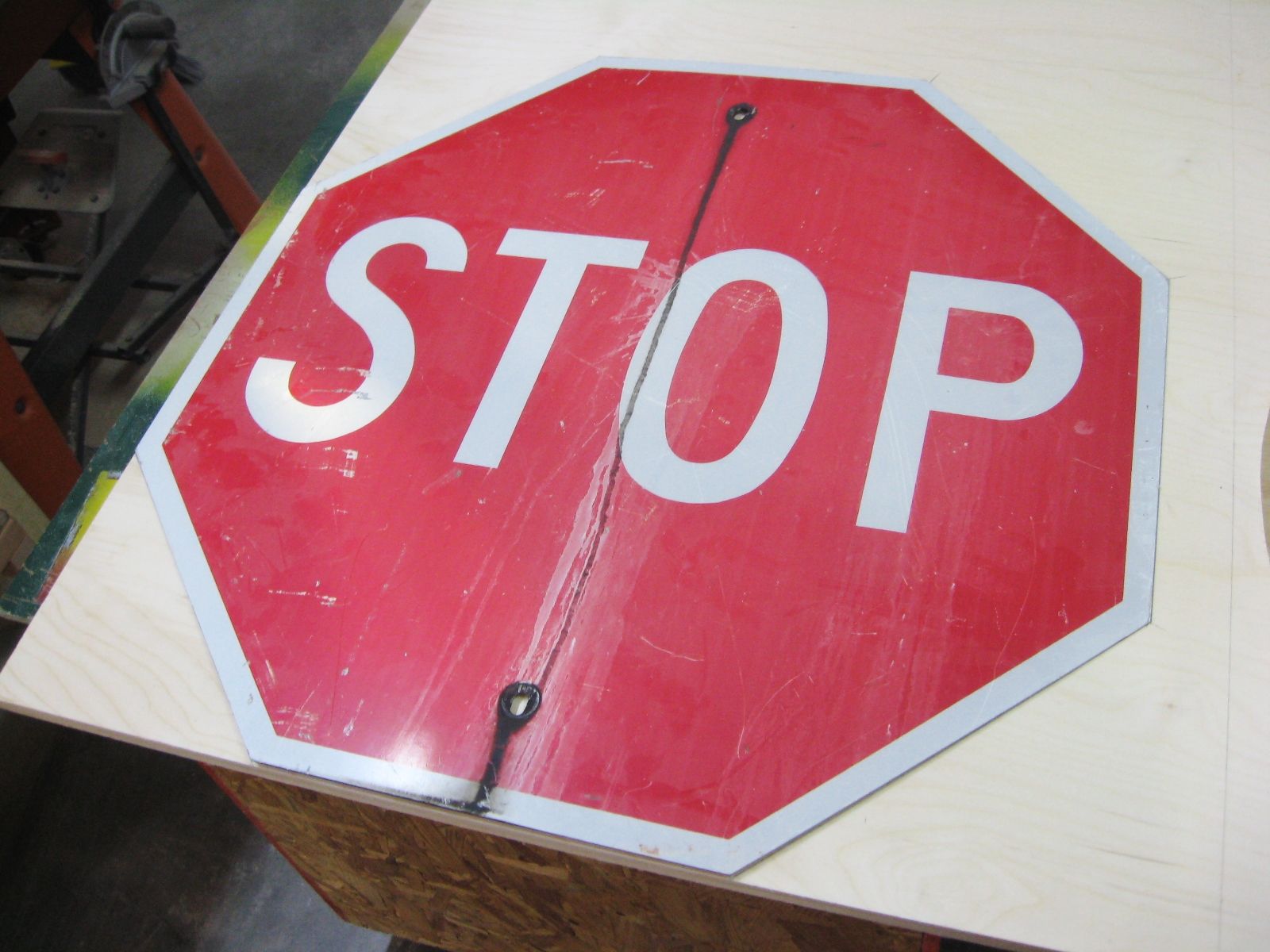 Stop Sign Coffee Table : 7 Steps (with Pictures) - Instructables