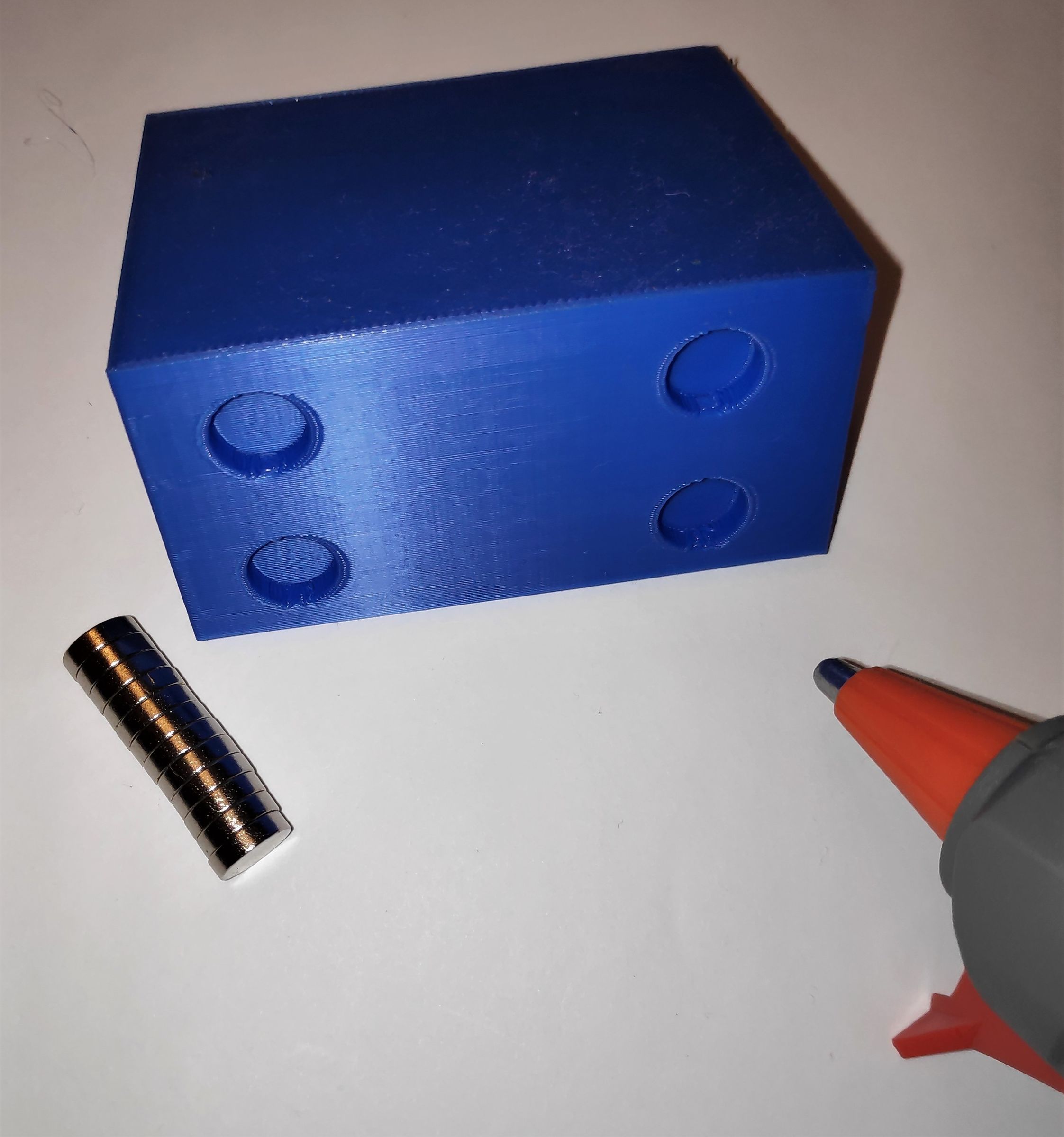 Small Magnetic Storage Box/tray : 14 Steps (with Pictures) - Instructables