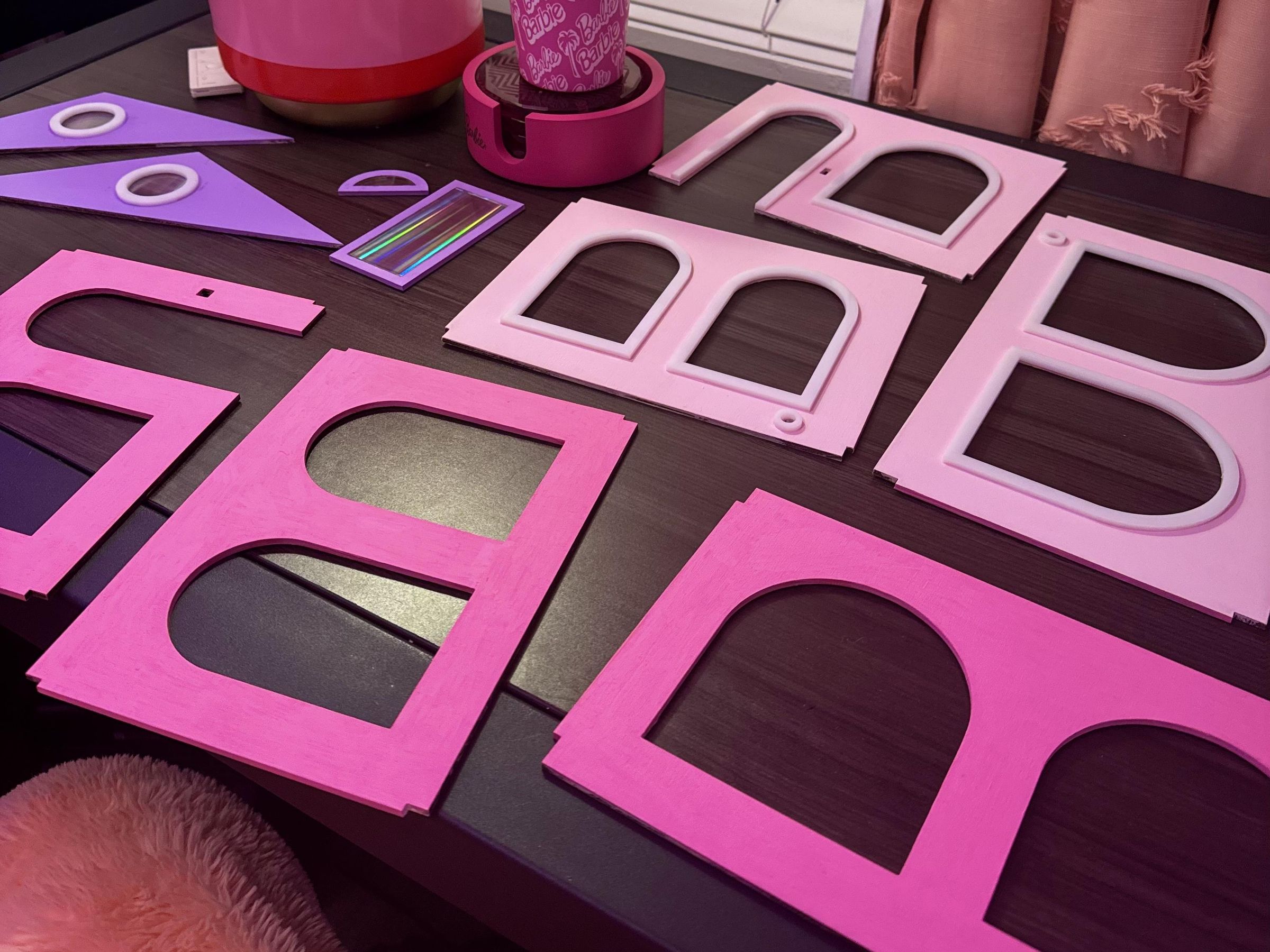 Make a Mixed Media Mini Room! : 7 Steps (with Pictures) - Instructables