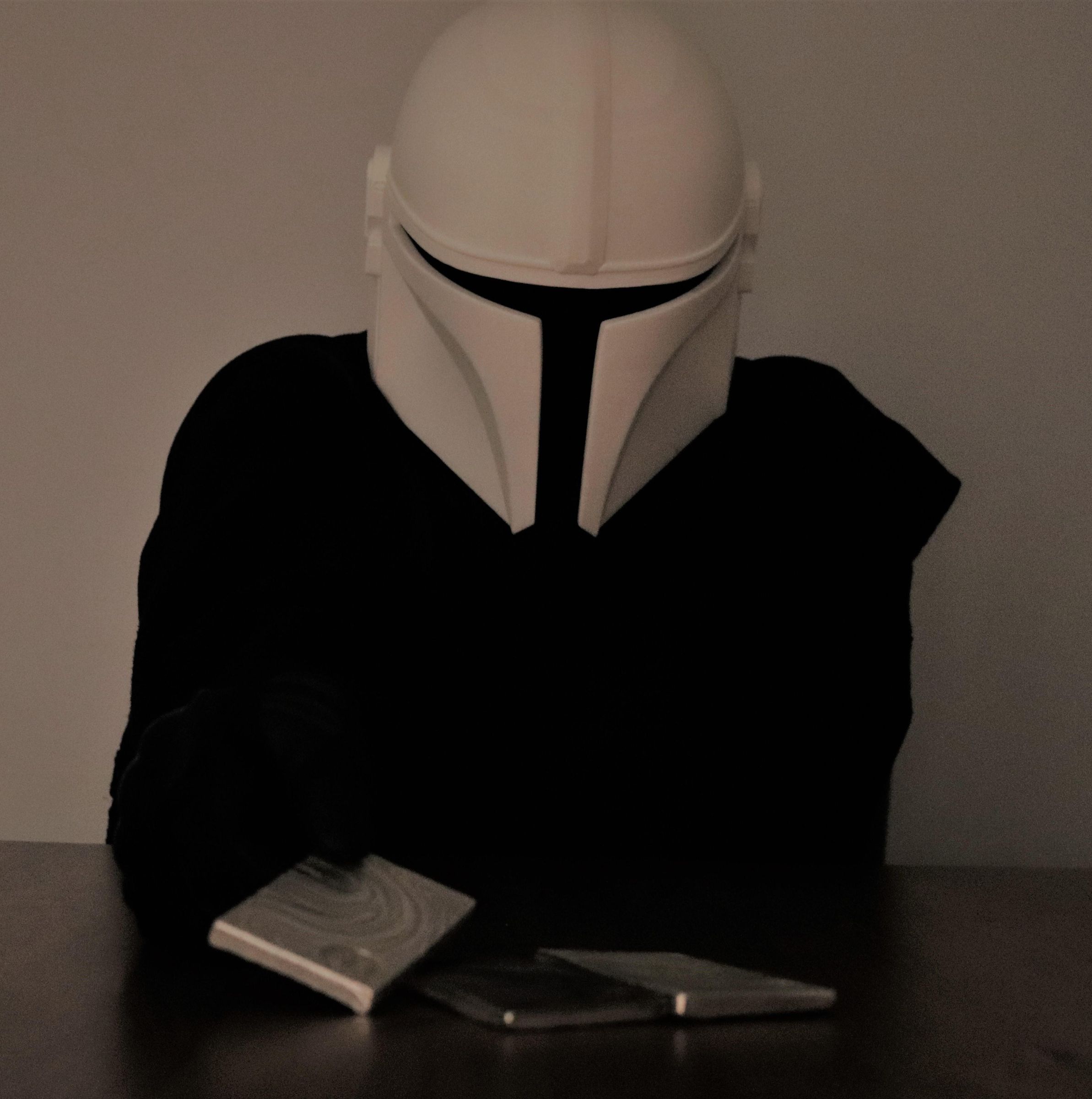 Mandalorian Beskar - Kinetic Sand Casting : 7 Steps (with Pictures ...