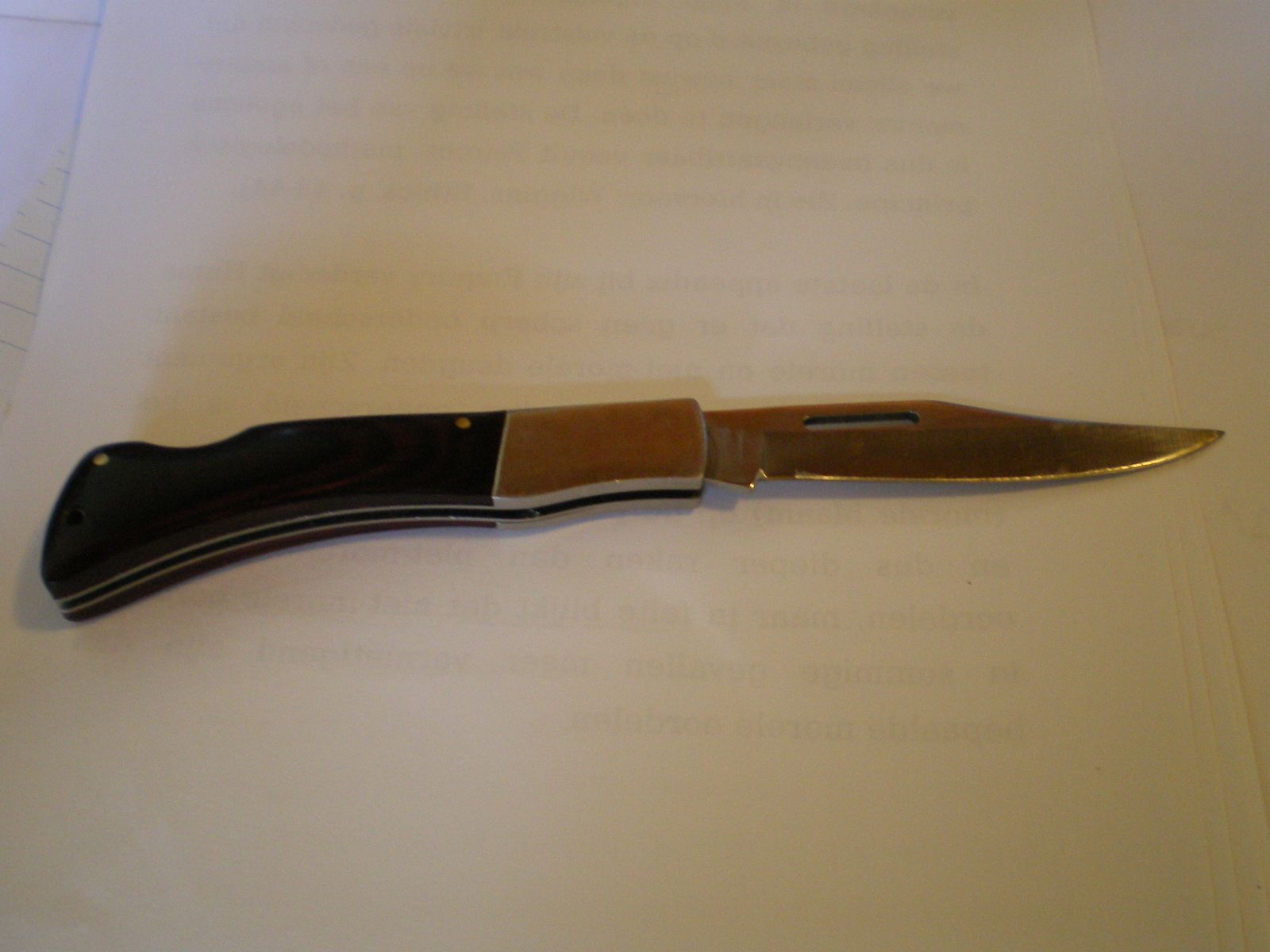 Sharpen a Knife With Scissors (quick and Easy) : 3 Steps - Instructables