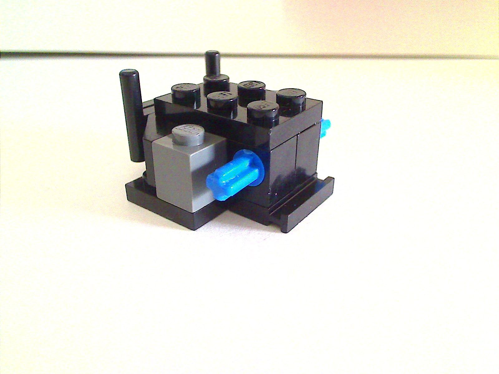Real Steel ZEUS Out of Legos : 6 Steps (with Pictures) - Instructables