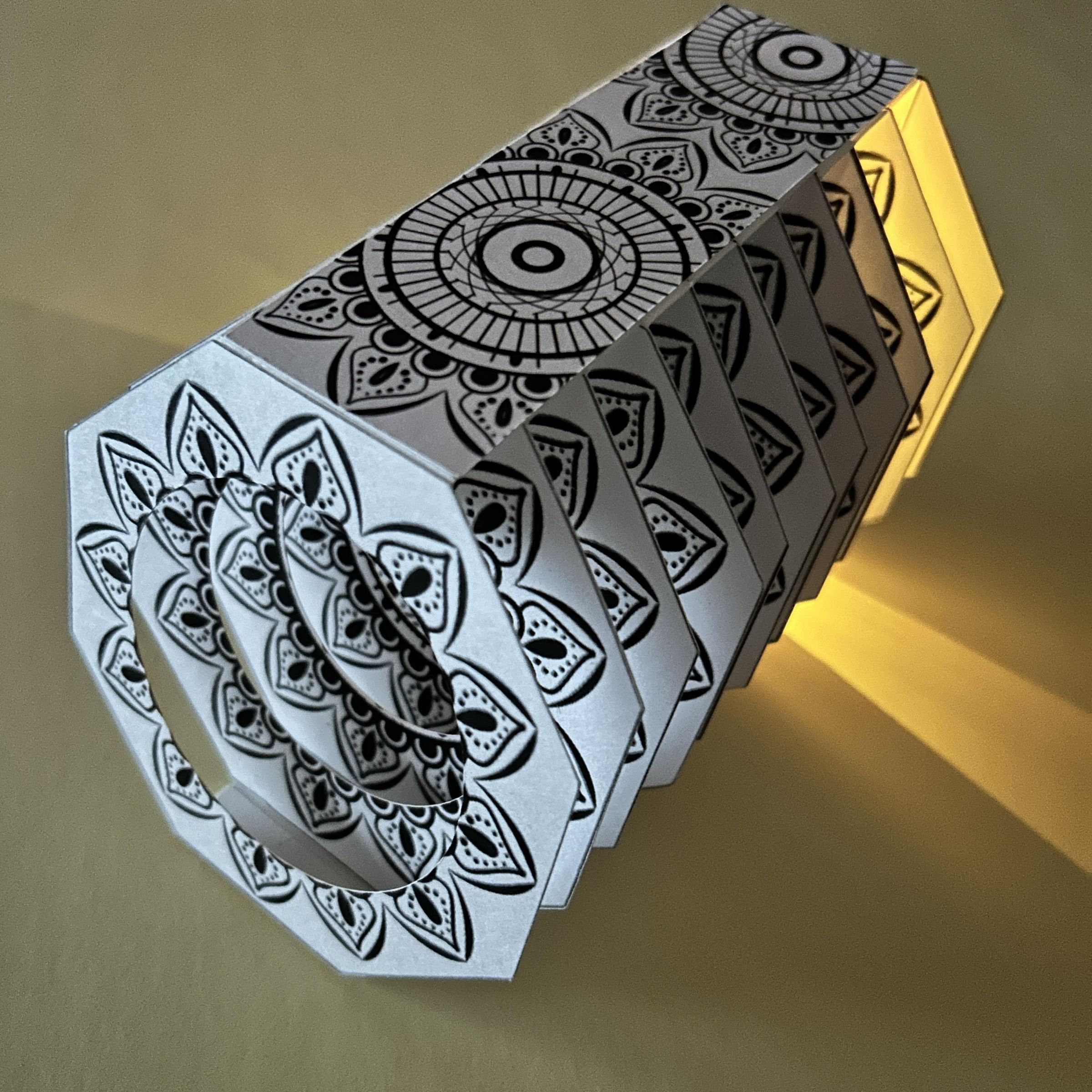 Flattening Octagon Tunnel Book (A Light-up Book That Fits in an Envelope) : 6 Steps (with ...