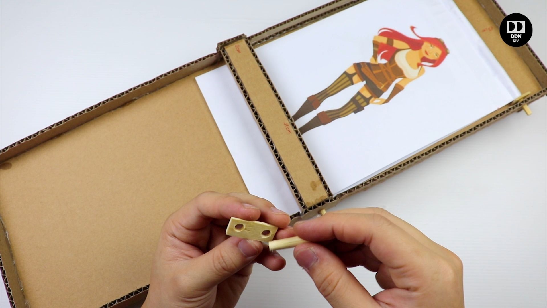 Magic to Transform a Girl With a Cardboard : 15 Steps (with Pictures ...