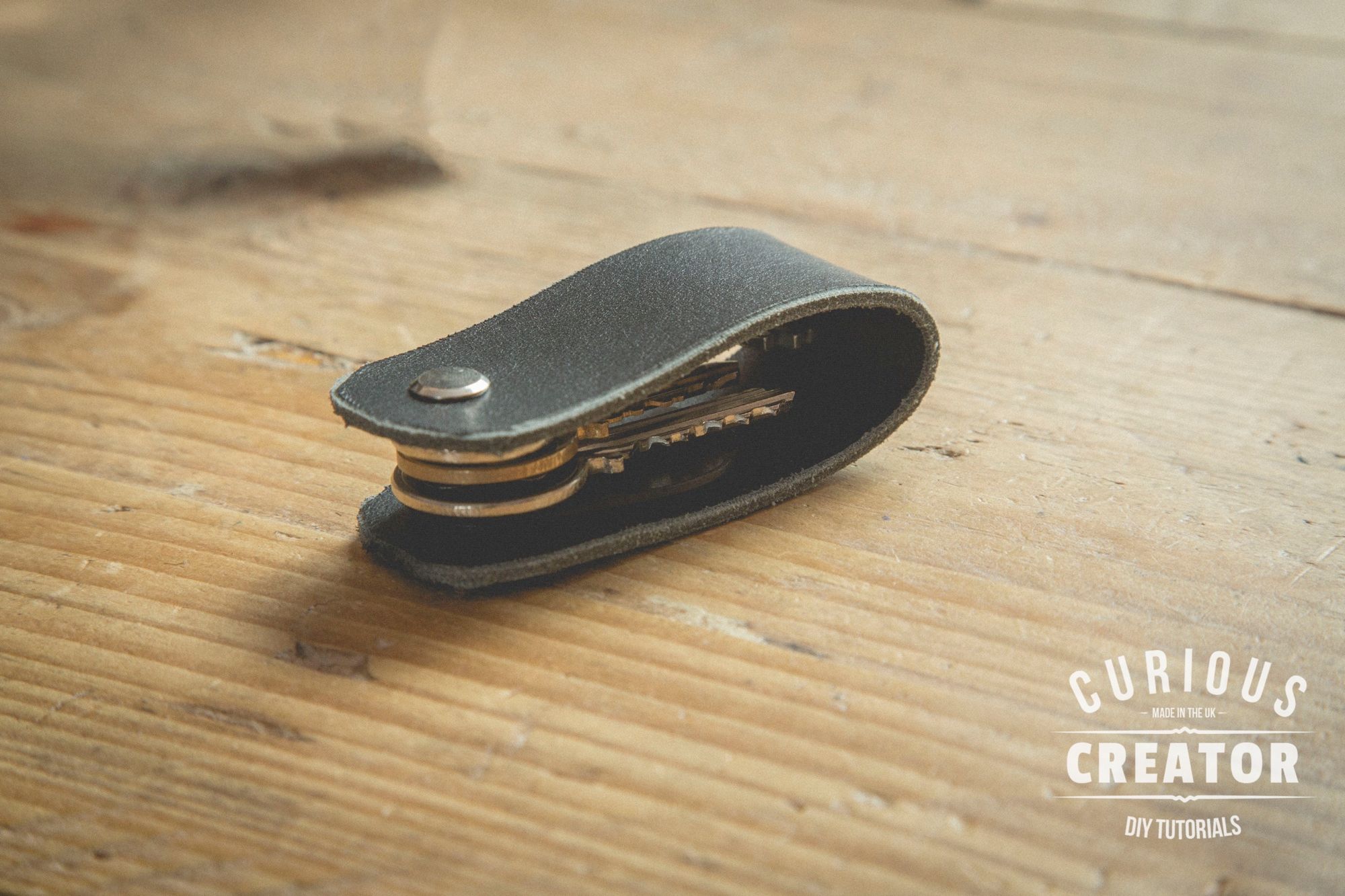 Swivel Leather Key Fob : 5 Steps (with Pictures) - Instructables