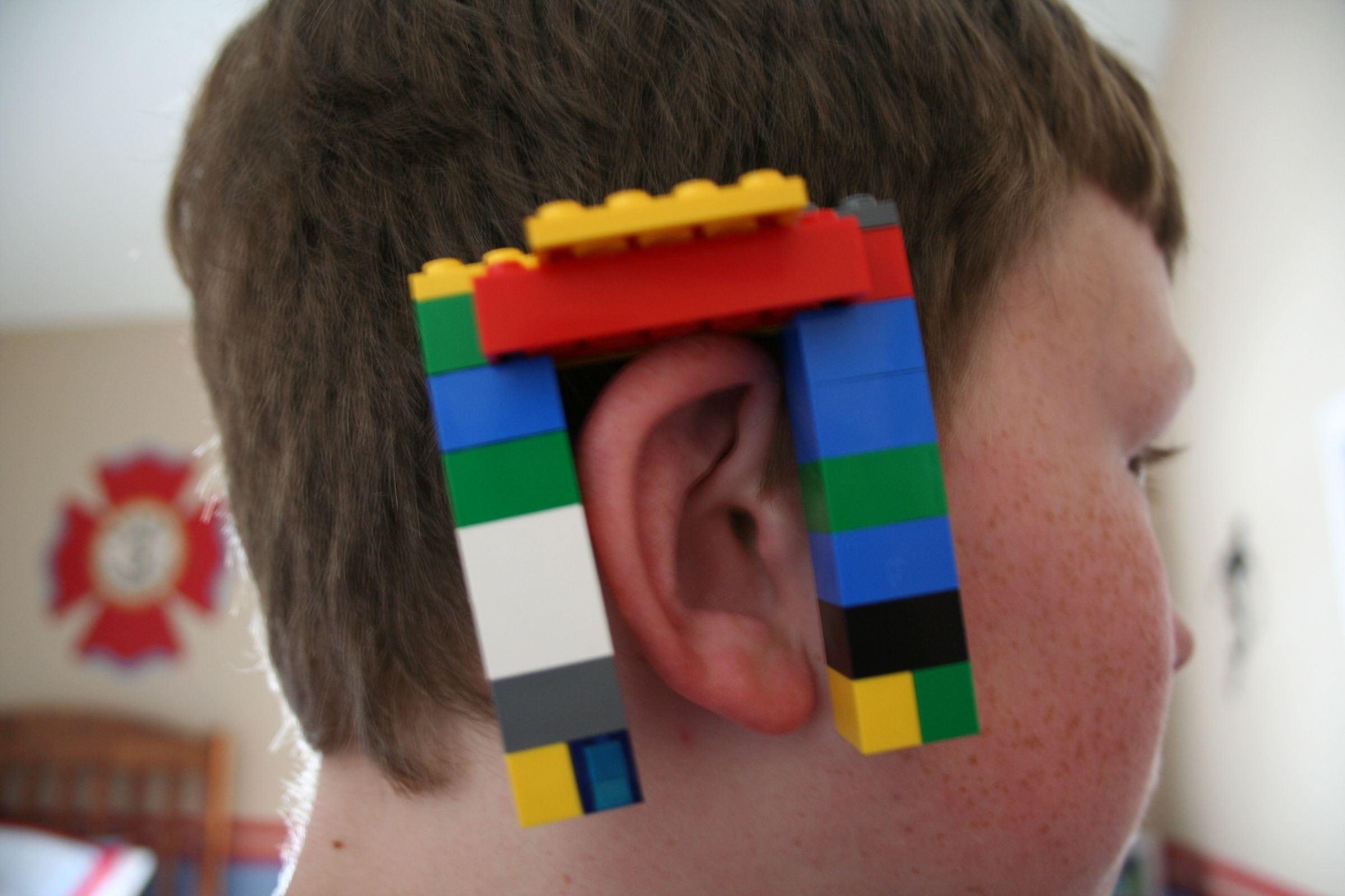 Lego Headphones (working) : 6 Steps - Instructables