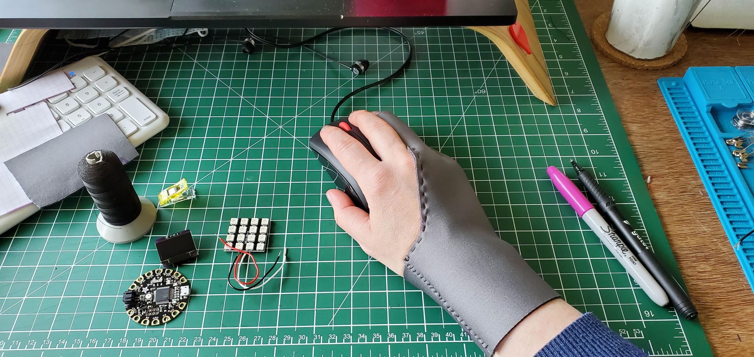 Arduino Color Sensing Glove That Sends the HEX Code to Your Computer ...