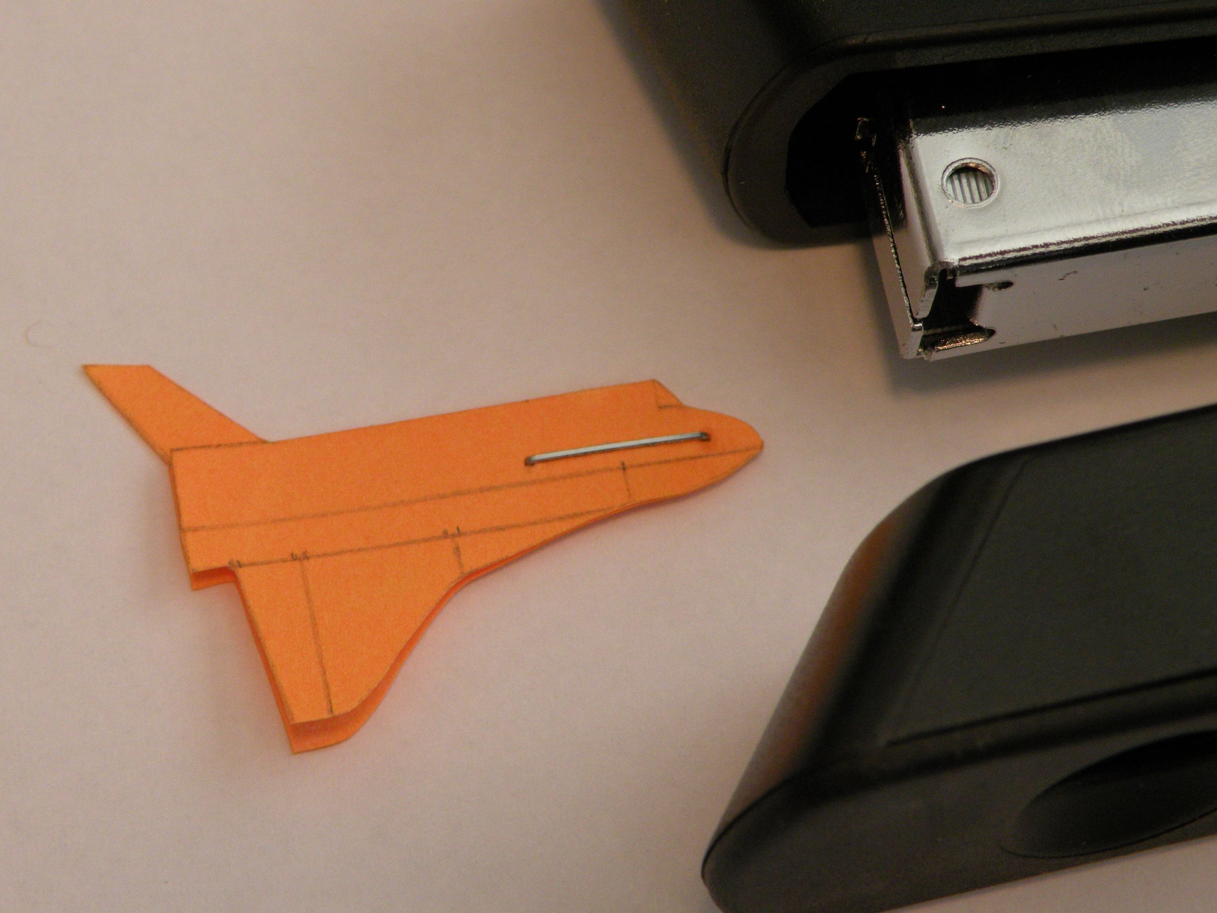 Mini Staple Space Shuttle : 10 Steps (with Pictures) - Instructables