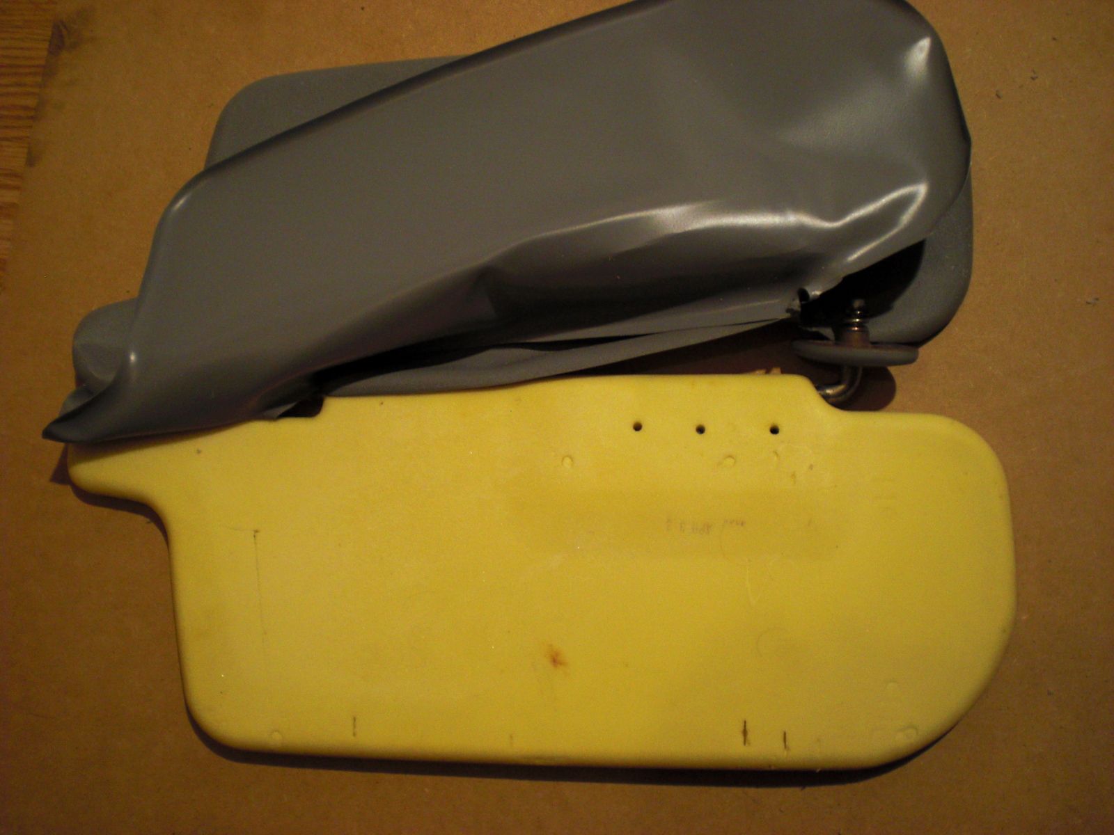 My Source of 7" LCD Display ( New & Cheap LCD SUN VISOR ) : 7 Steps ...