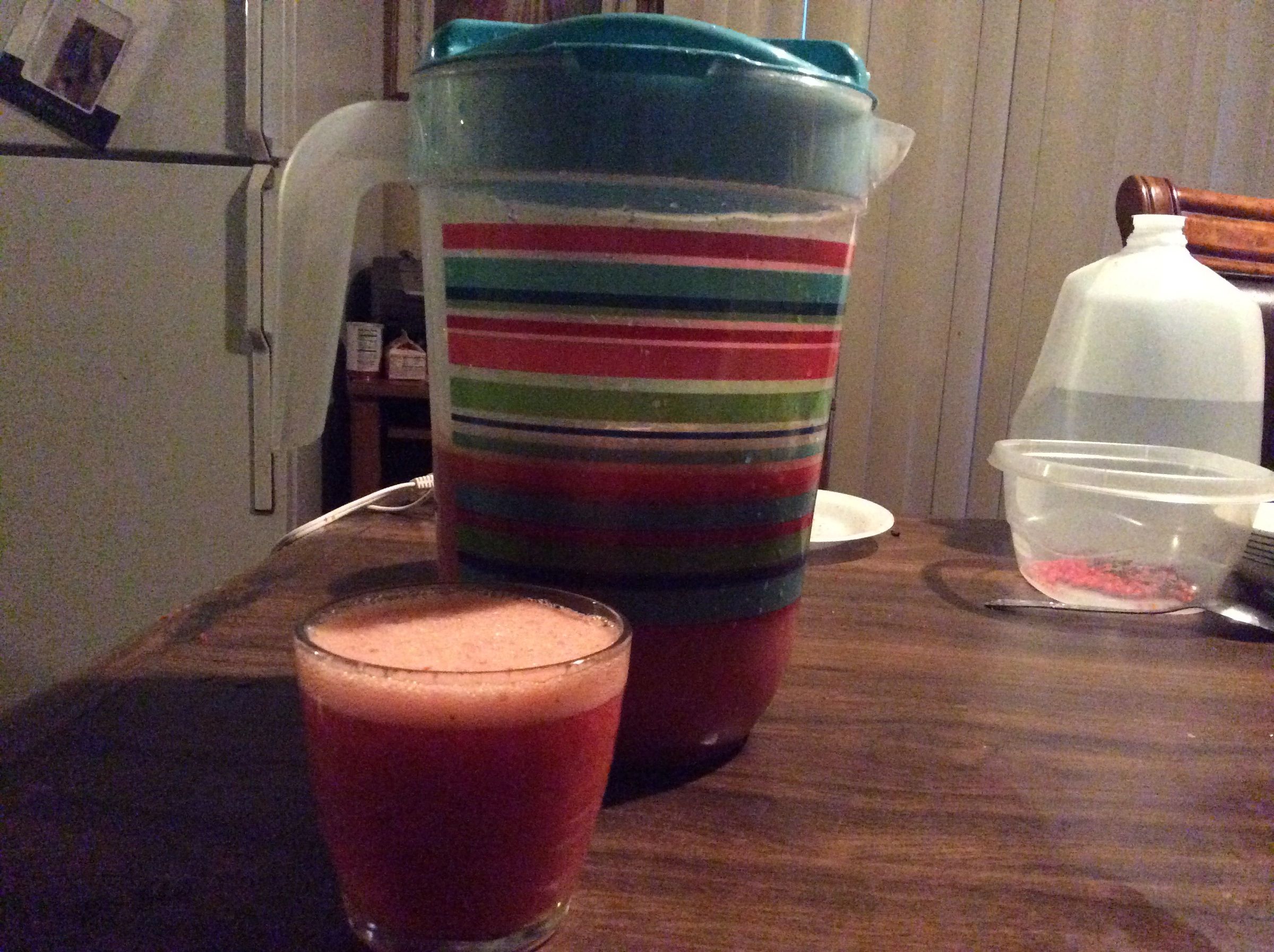 Strawberry Water ? : 8 Steps - Instructables