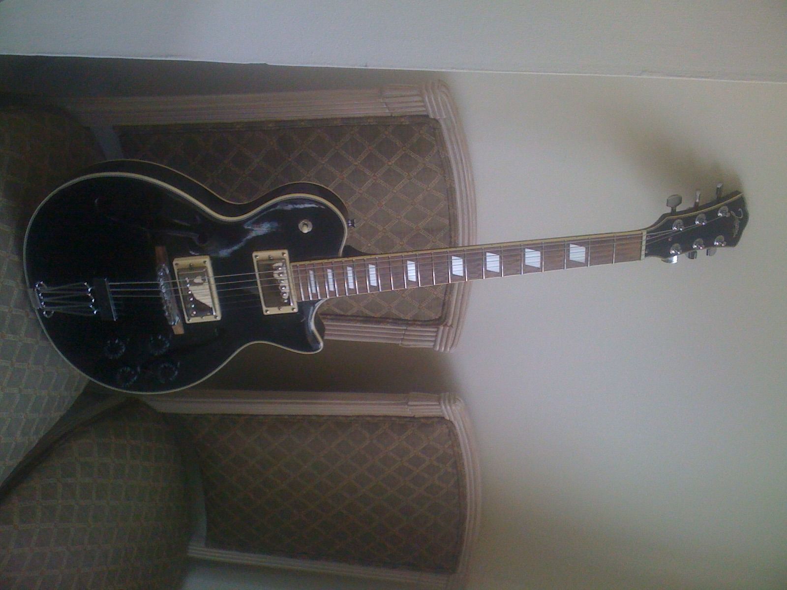 Fixing a Broken Guitar Neck : 5 Steps - Instructables