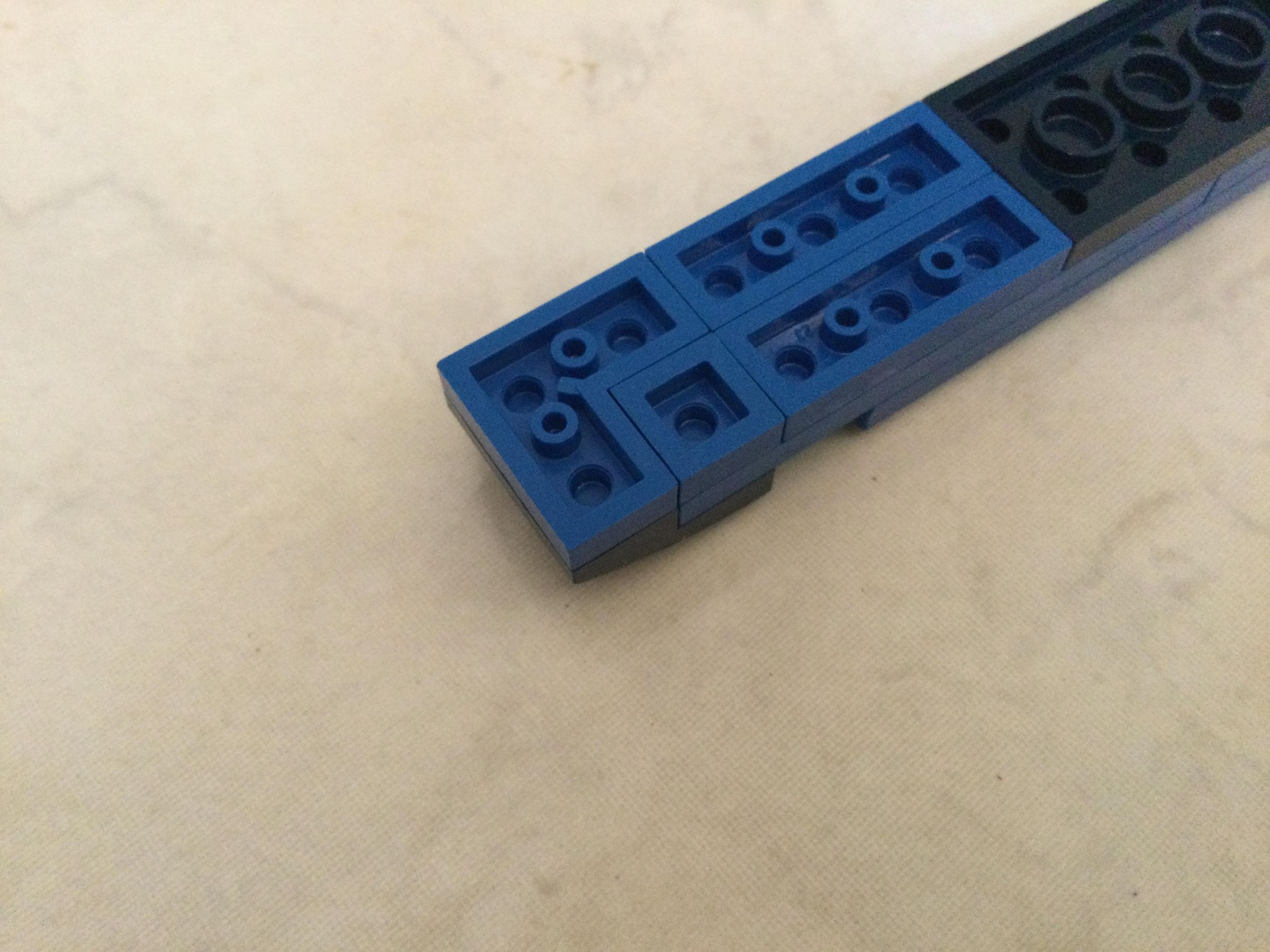 LEGO Snake That Can Swallow LEGO : 8 Steps - Instructables