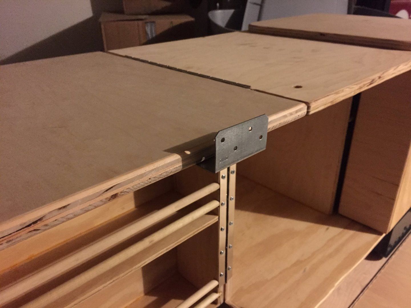 Camping Chuck Box : 10 Steps (with Pictures) - Instructables