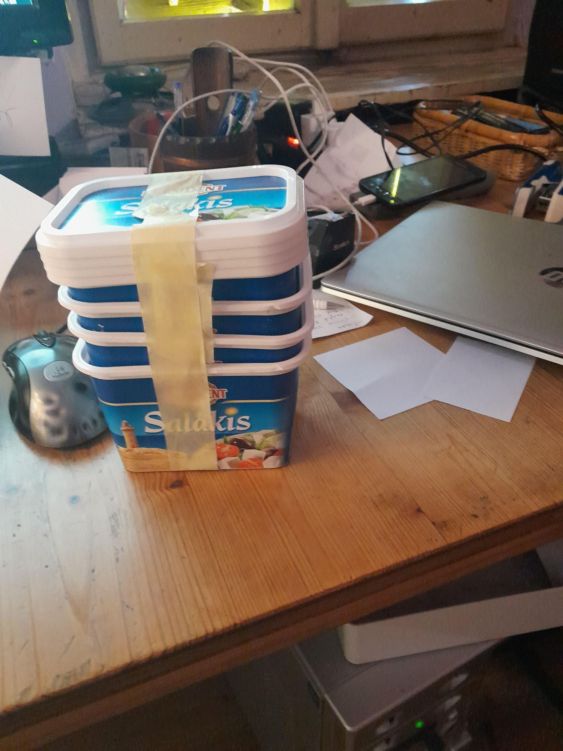 Simple Color Light "beacon" / Lightbox : 7 Steps (with Pictures) - Instructables