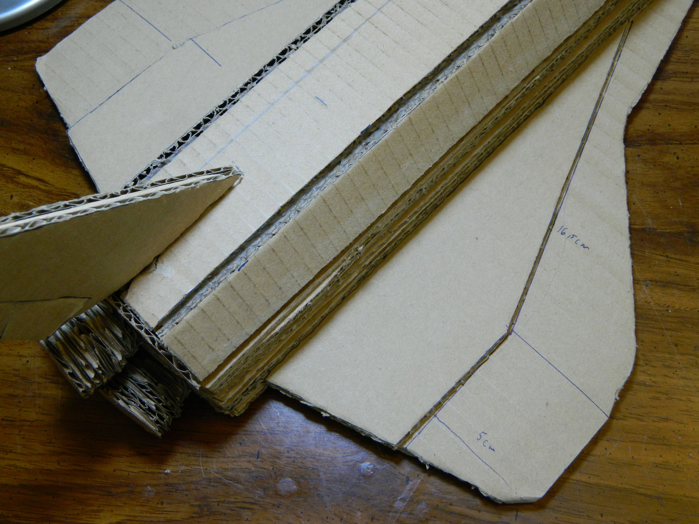 A Space Shuttle : 12 Steps - Instructables