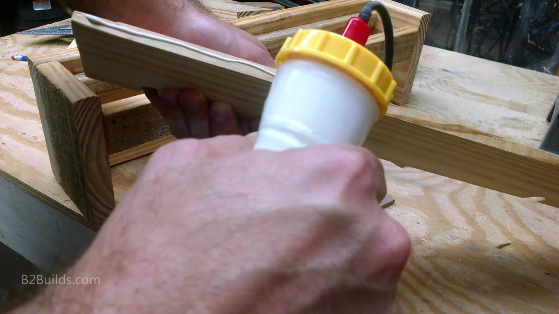 Floating Shelf Charging Station From Pallet Wood : 9 Steps (with ...