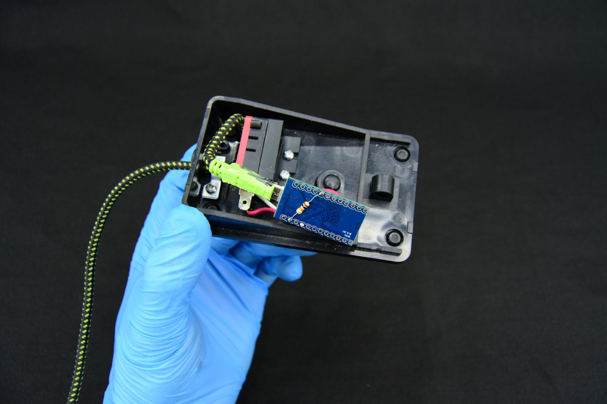 Customizable USB Foot Switch for PC : 5 Steps - Instructables