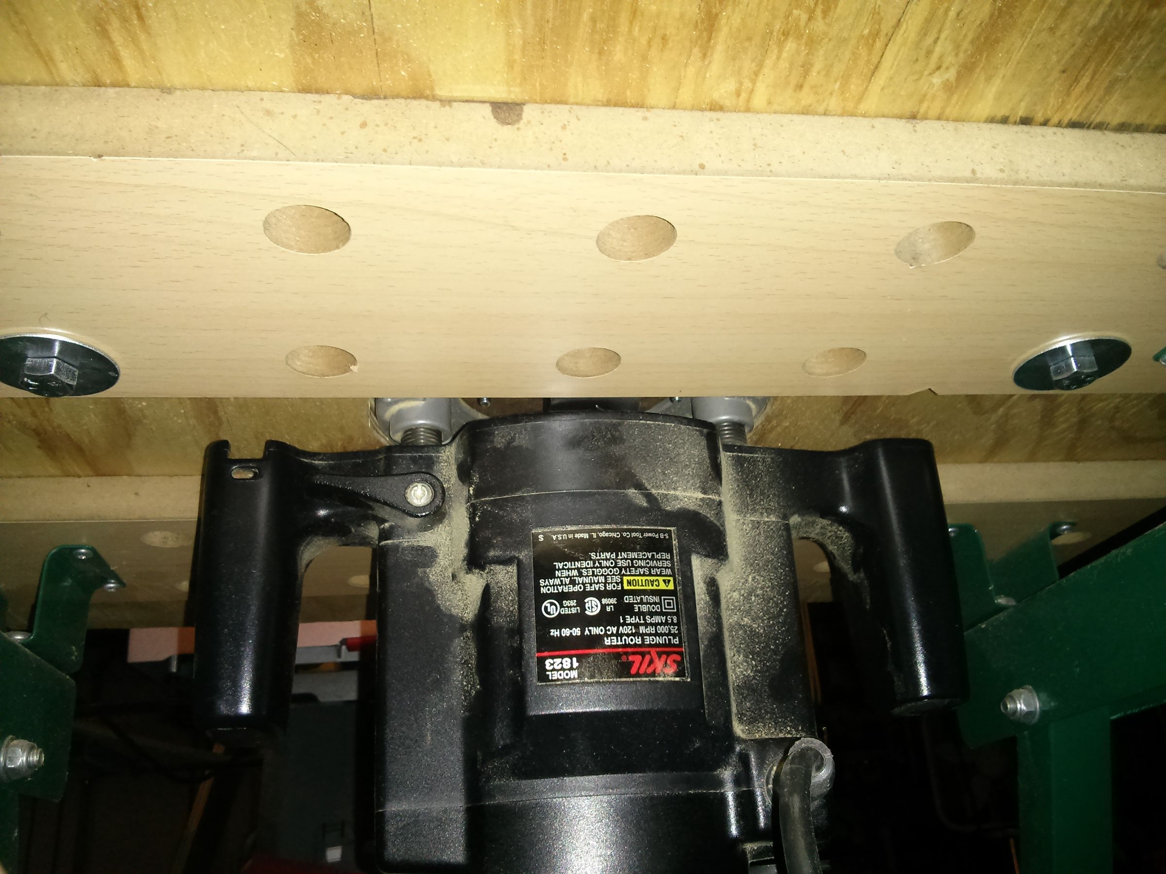 Work Bench Router Table : 8 Steps - Instructables