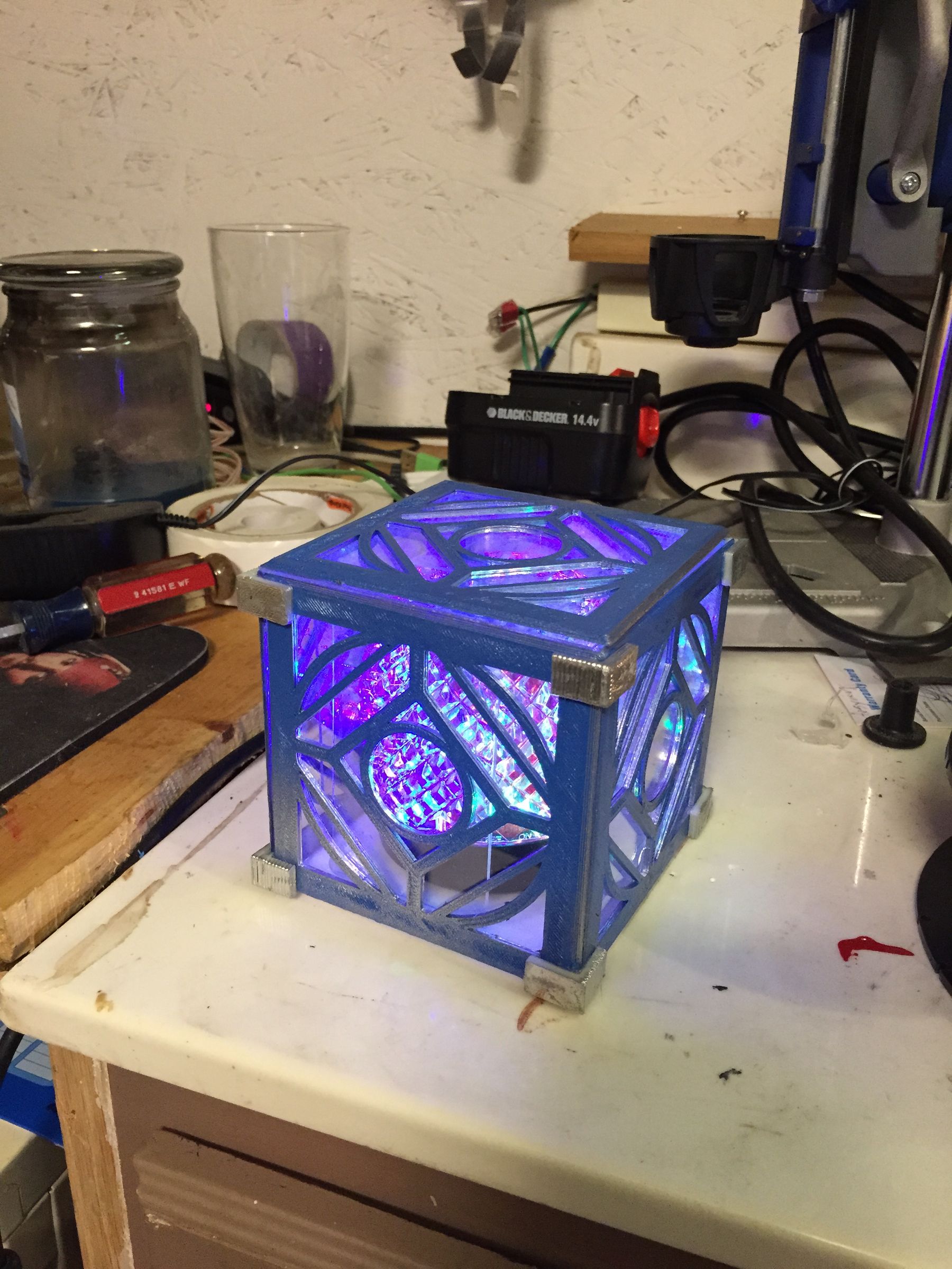 Light Up Star Wars Holocrons : 16 Steps (with Pictures) - Instructables