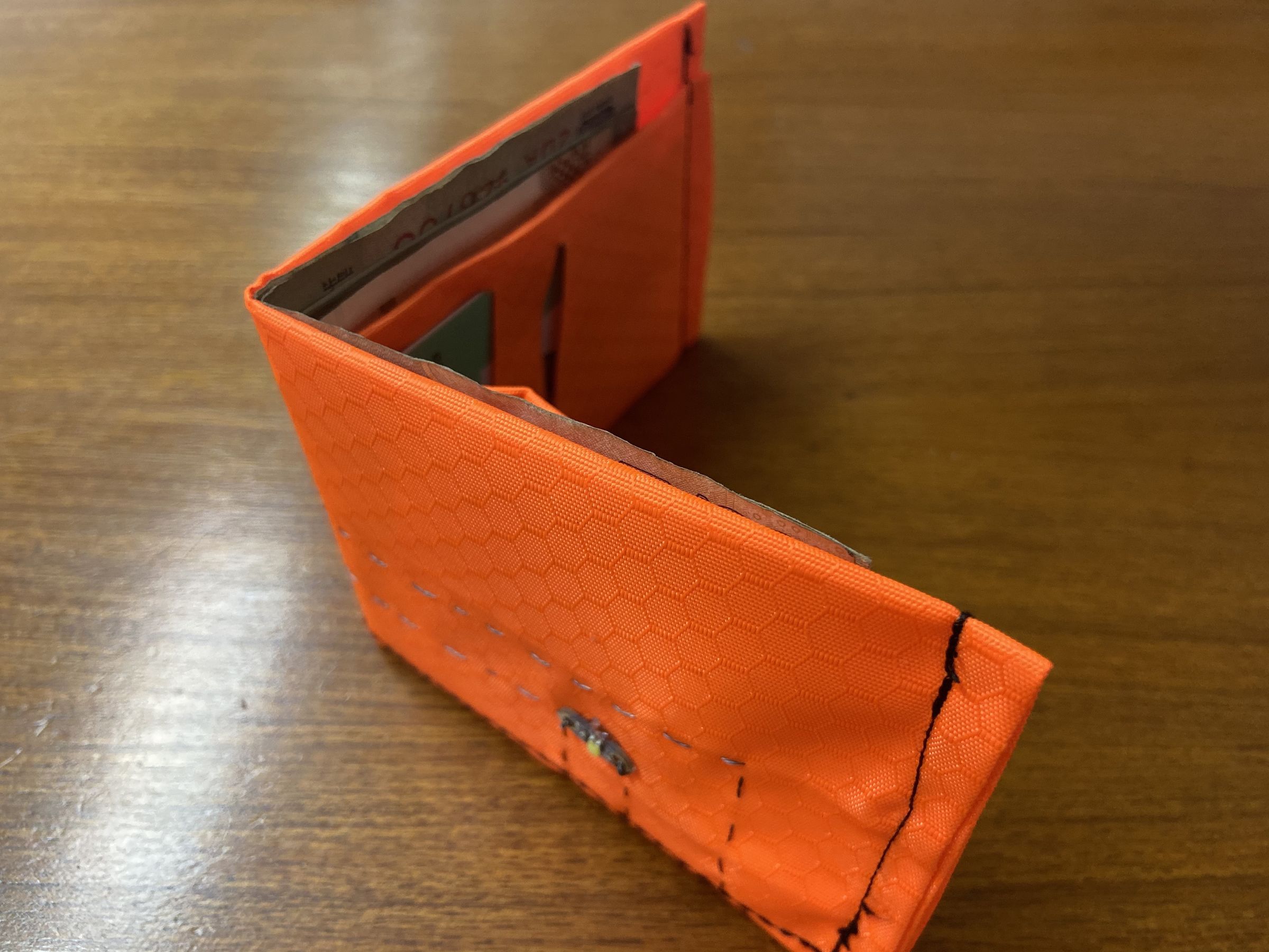 Wearable Tech Wallet : 5 Steps (with Pictures) - Instructables
