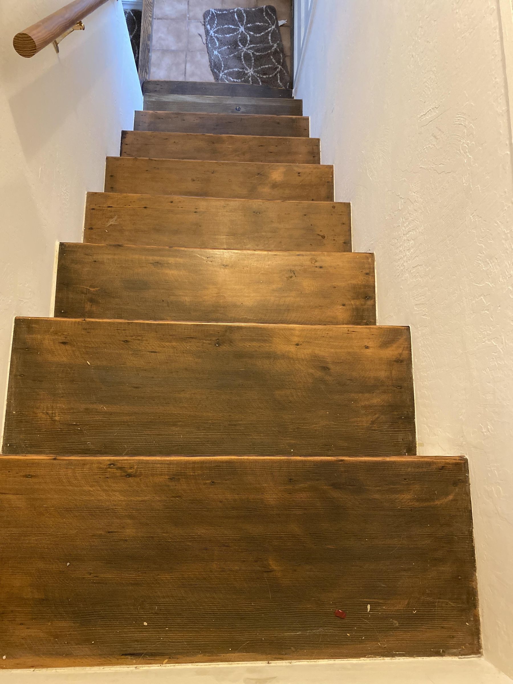 9 Easy Ways to Distress Wood : 9 Steps (with Pictures) - Instructables