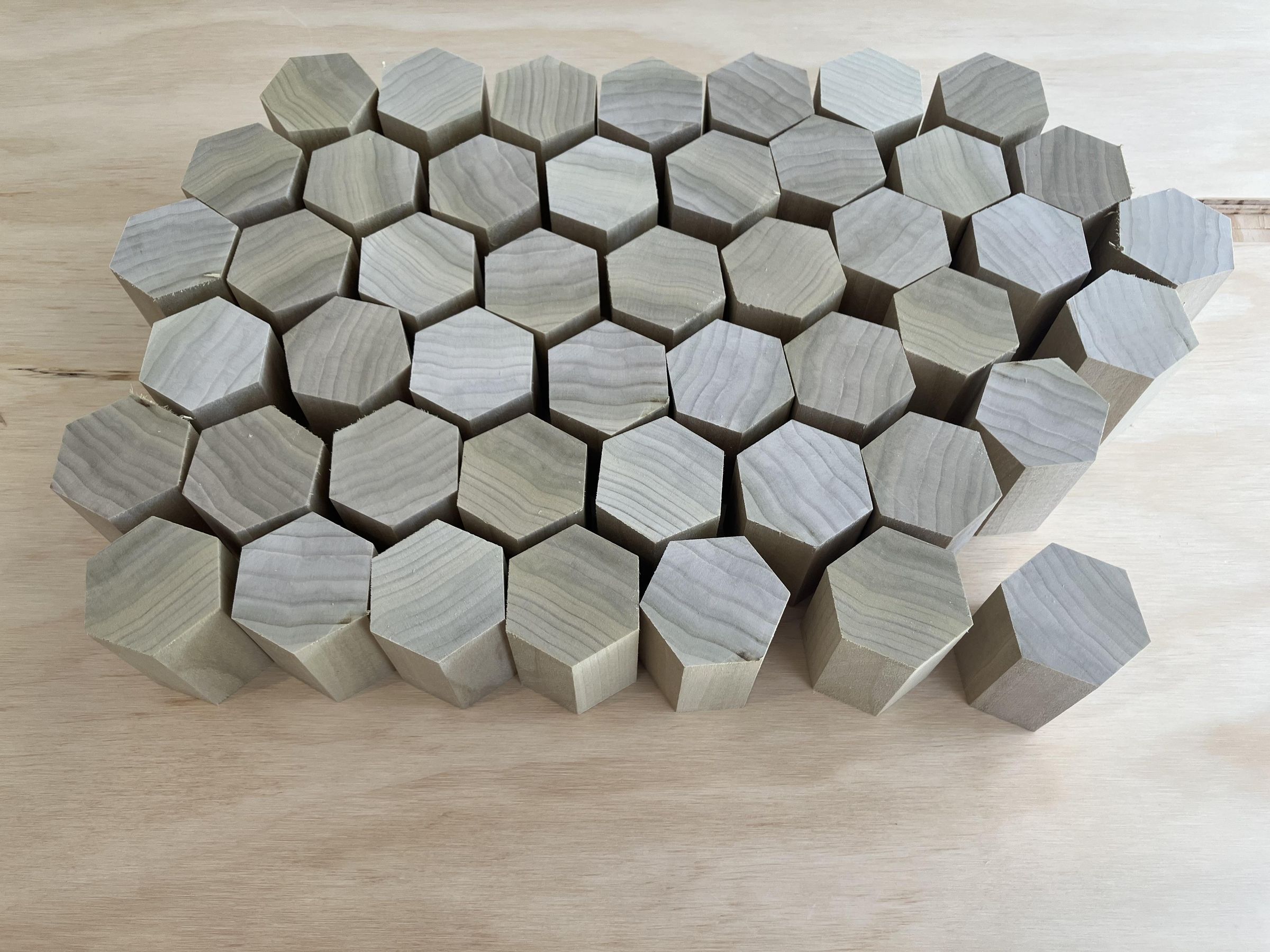 Hexagon Table : 6 Steps (with Pictures) - Instructables