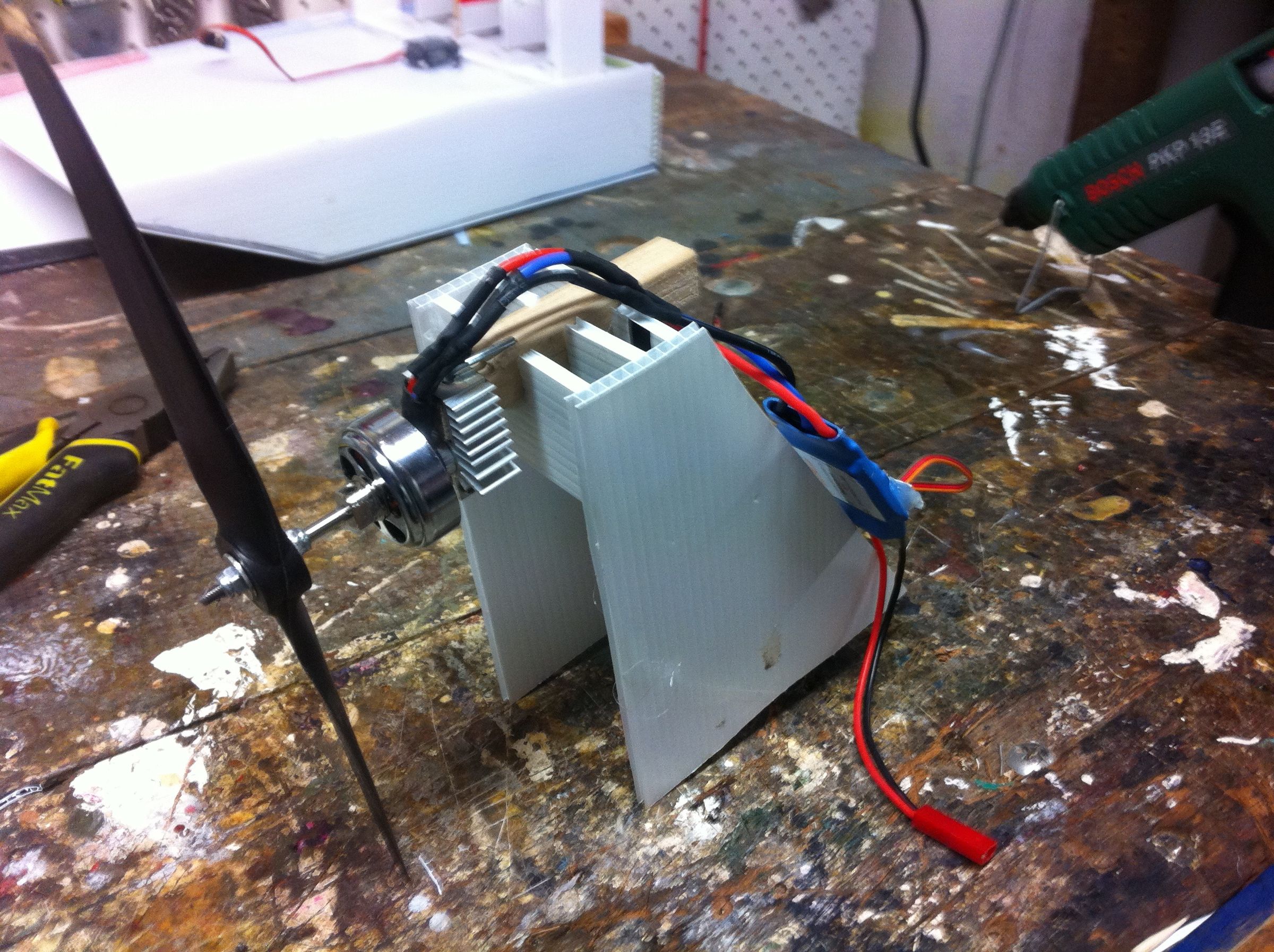 Coreflute RC Airboat : 6 Steps - Instructables