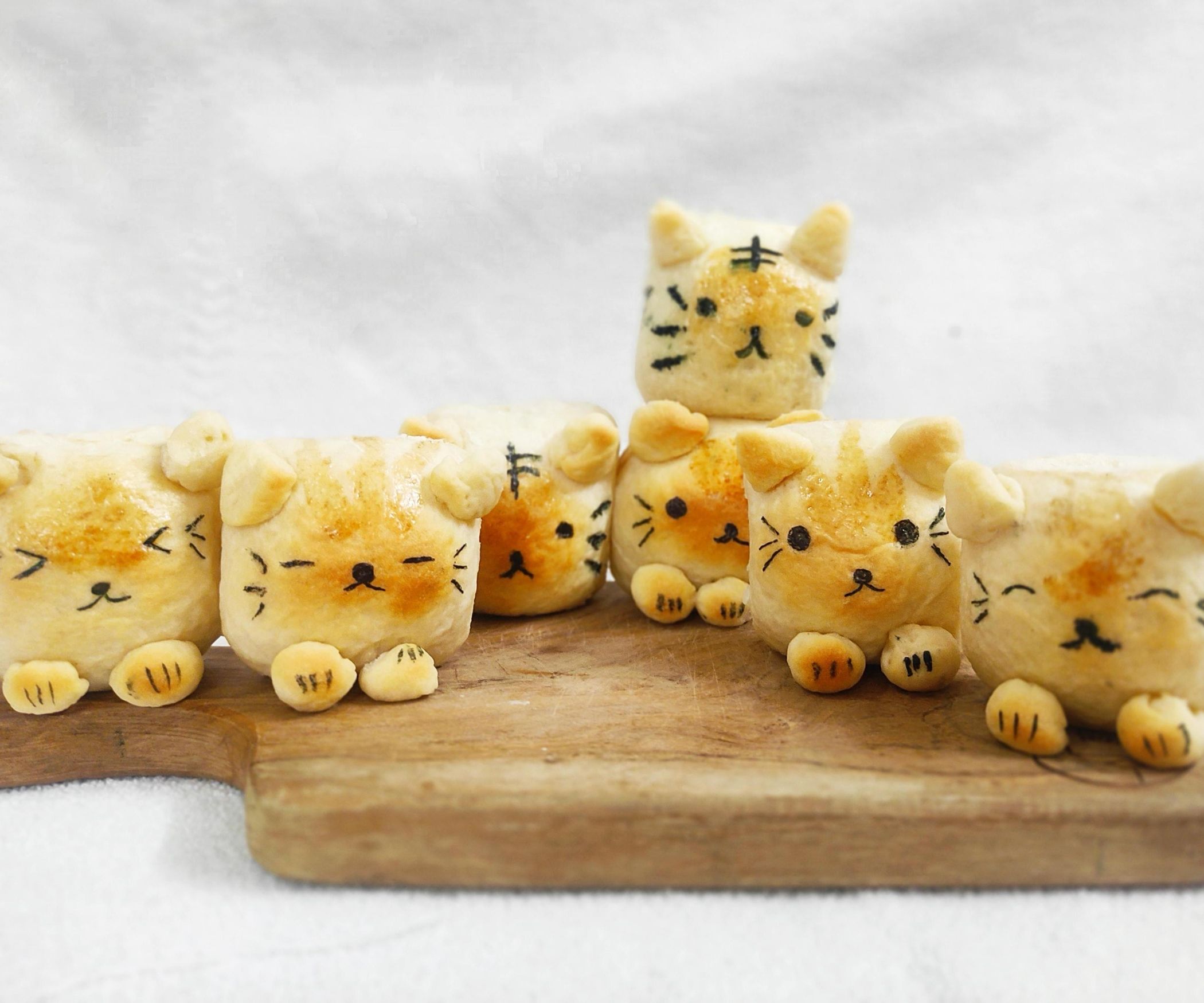 Cat Family | Cats and Tigers Pull-apart Buns : 14 Steps (with Pictures ...