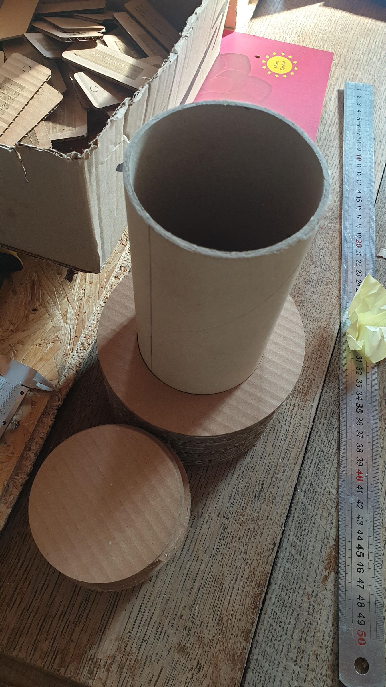 Tube Lamp Cardboard : 4 Steps (with Pictures) - Instructables