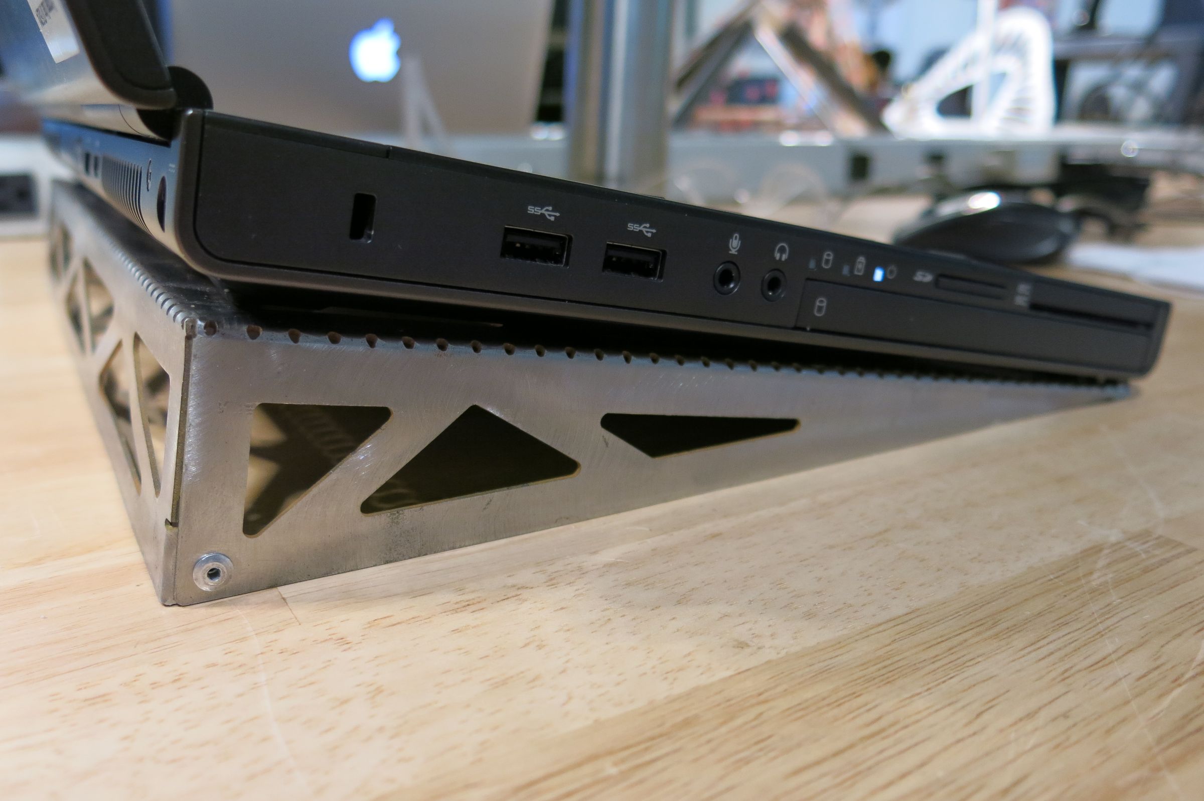 Sheet Metal Computer Cooler : 7 Steps (with Pictures) - Instructables